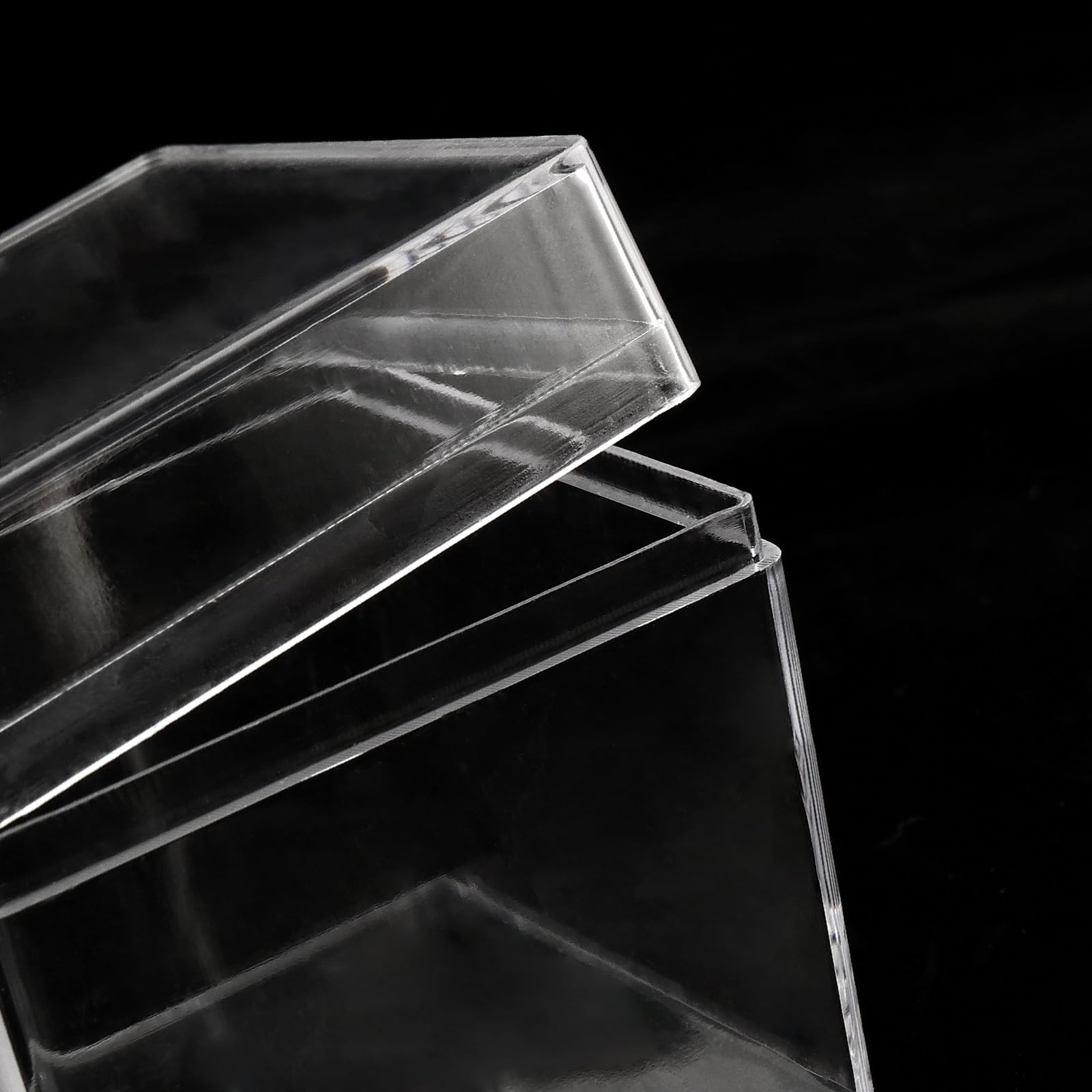 MUKLEI 45 Pack Plastic Square Cube, 2 × 2 × 2 Inches Clear Candy Cubes with Separate Lid, Mini Clear Container for Cosmetics, Bead, Makeup, Jewelry, Candy, Party Favor