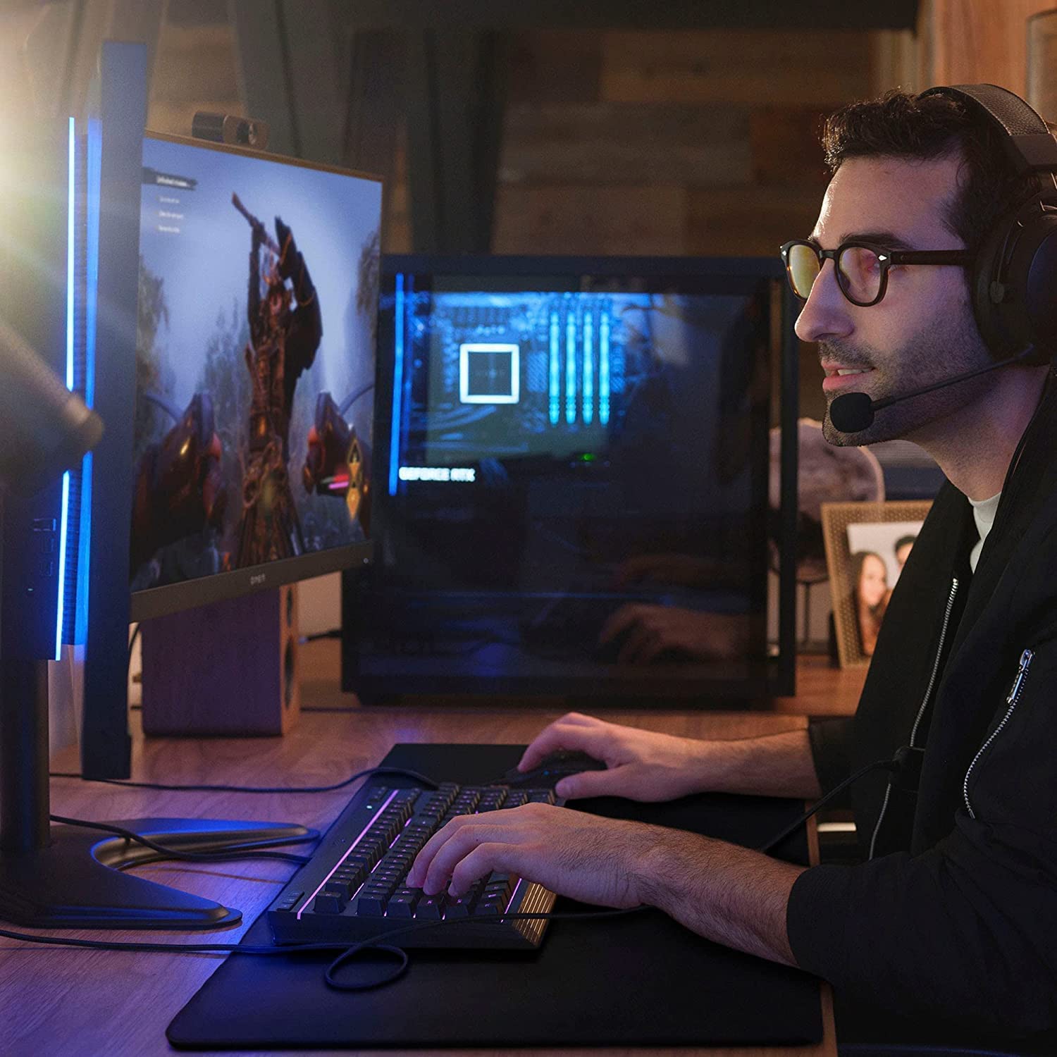 HP OMEN 40L Gaming Desktop GT21 Intel Core i7-12700K, NVIDIA GeForce RTX 3060 Ti 8GB GDDR6, 16GB DDR4 RAM, 512GB SSD Storage, Liquid Cooler, Windows 11 Home
