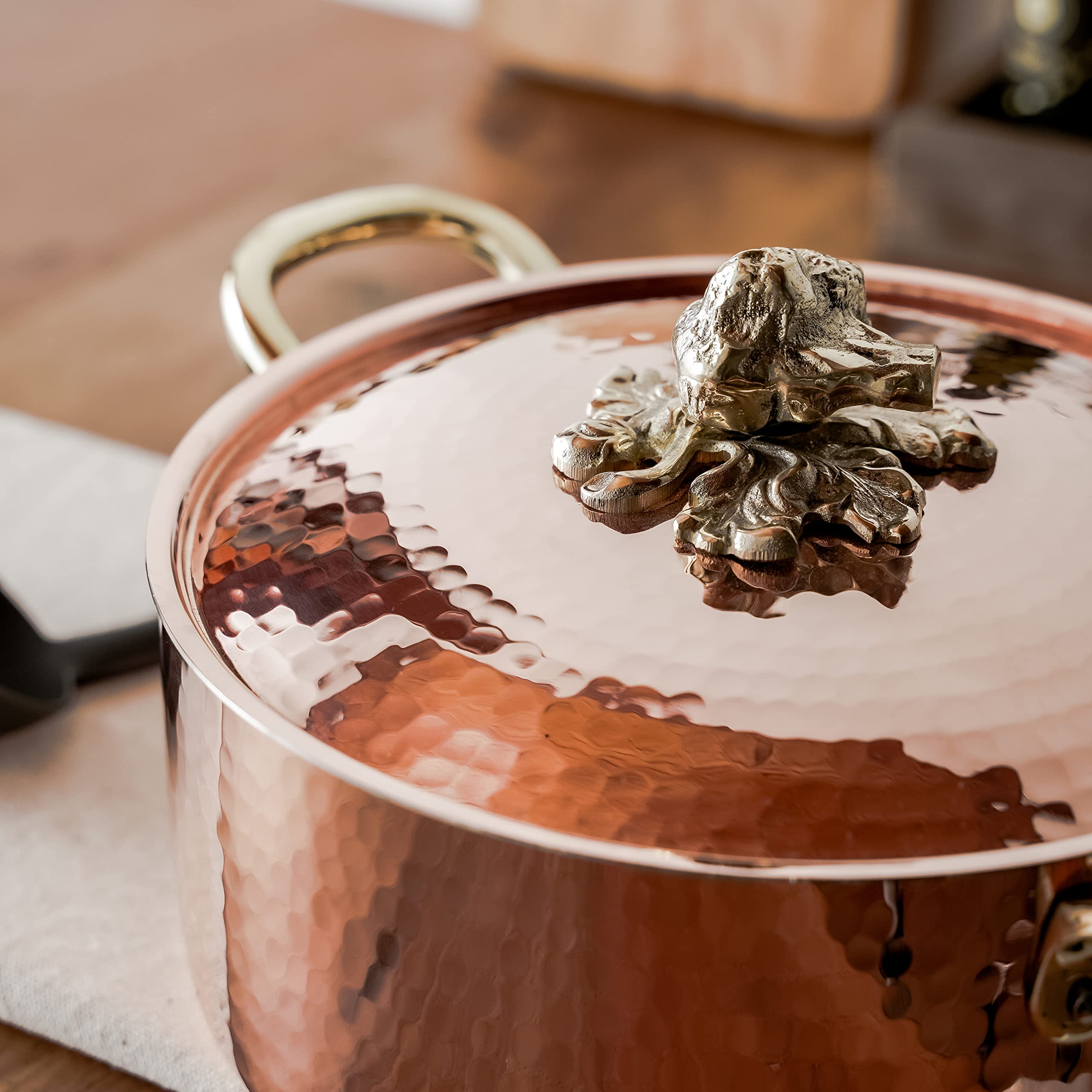 Hakart Handmade Copper Pot 7.87 inch (20 cm), 95 oz (2.8 L) Pure Copper Tin Lined Cooking Pot, Copper Vintage Cooking pot, Modern Copper Cookware, Handcrafted Copper Pot