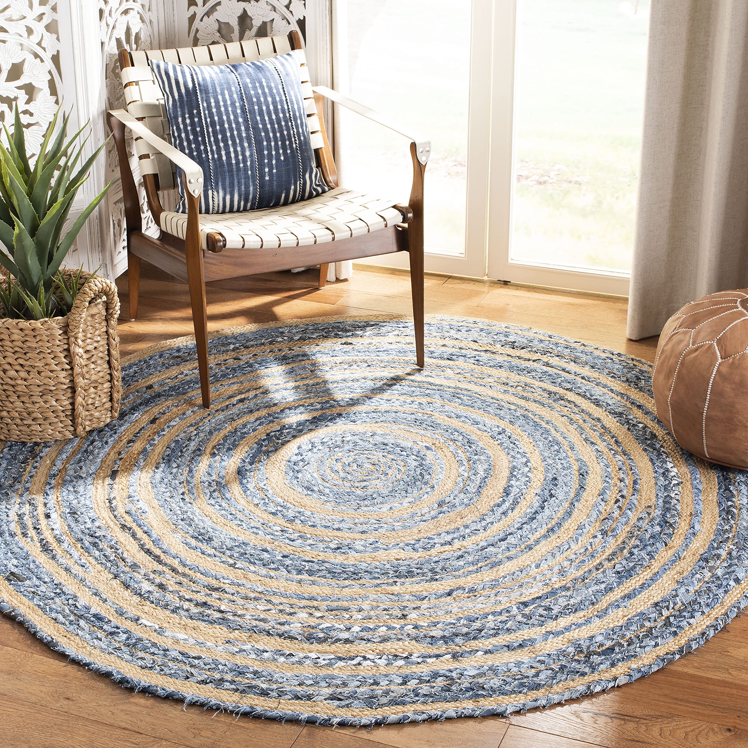 SAFAVIEH Cape Cod Collection 5' Round Blue / Natural CAP209L Handmade Braided Jute & Cotton Area Rug