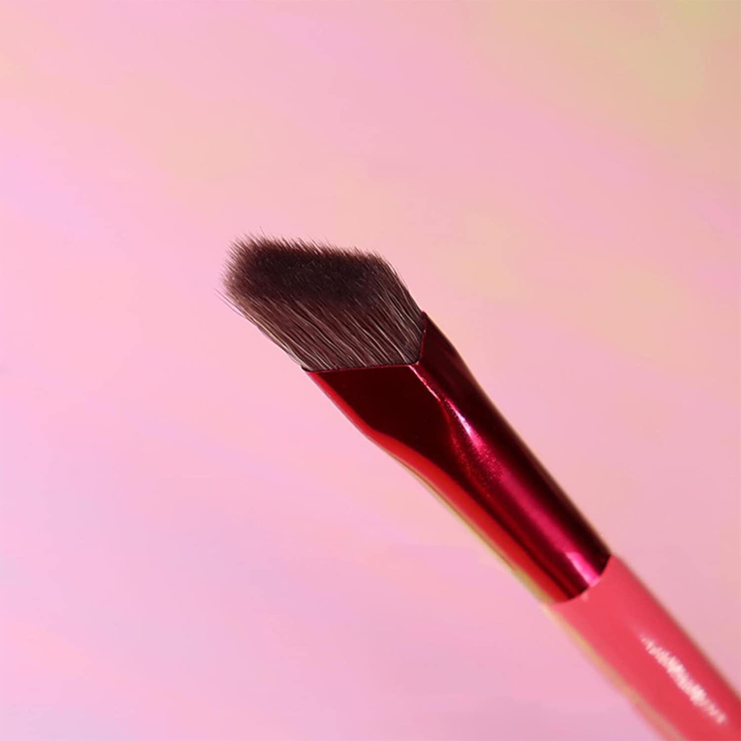 HYOIIO Eyebrow Brush Professional Eyebrow Brush Multi Function Eyebrow Brush Three-dimensional Concealer Makeup Brush Angled Eyebrow Hairline Brush