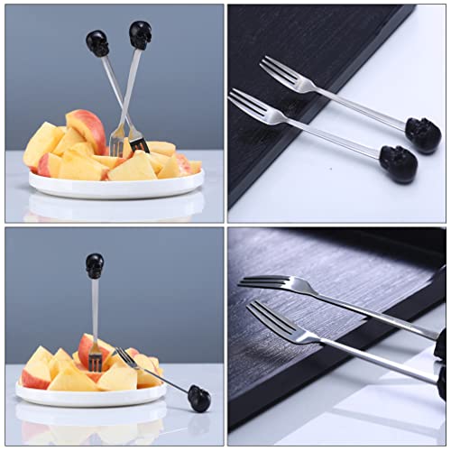 Hemoton 2pcs Salad Fruit Fork Stainless Steel Food Picks Metal Appetizer Sticks Western Salad Forks Black Outfit Dessert Three Prong Forks Black Metal Mixed Fruit Resin Skull Set