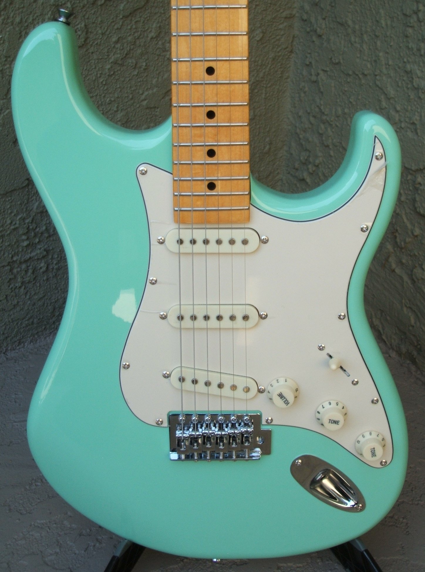 Tagima TG-530 Woodstock Series Strat Style Electric Guitar (Surf Green)
