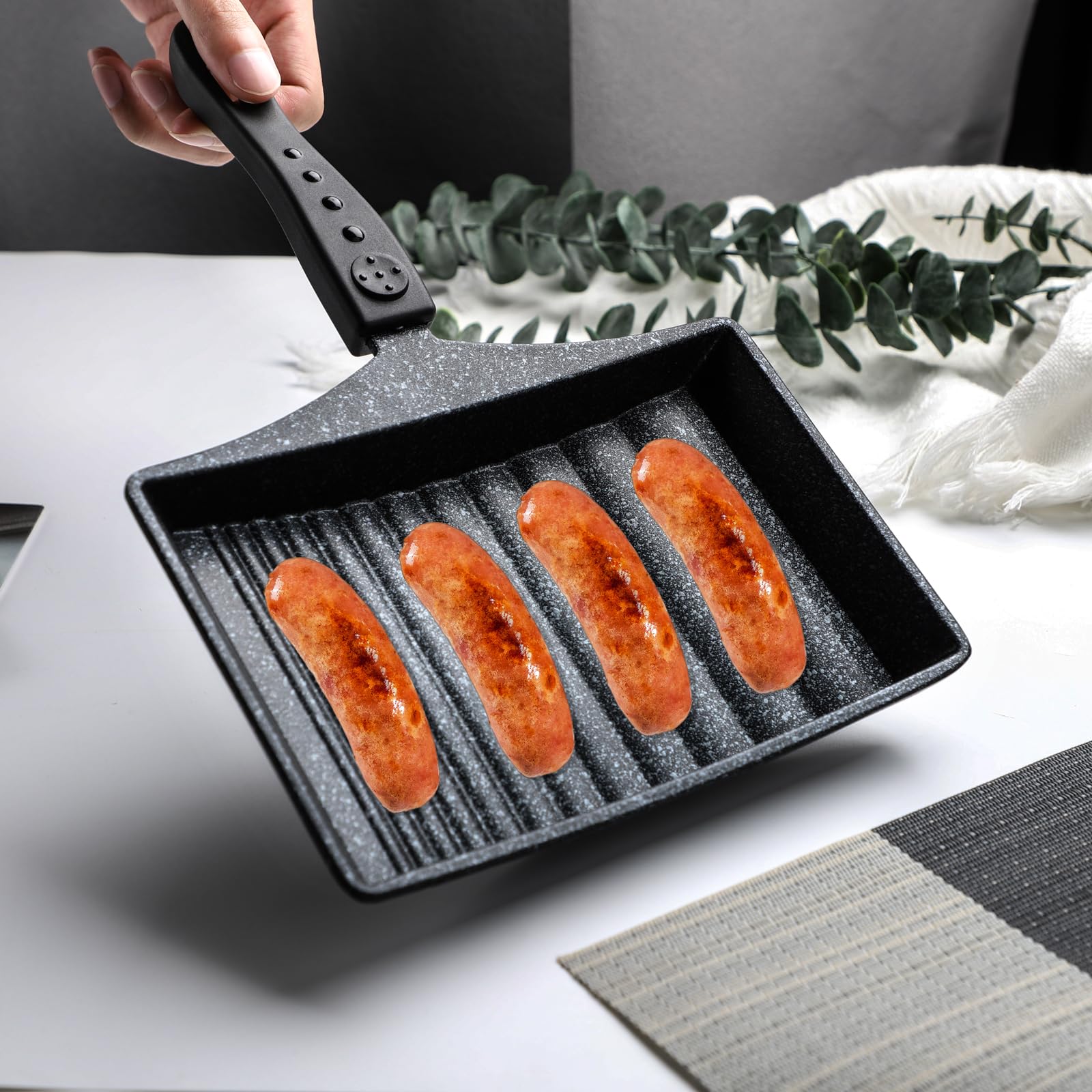 MOSYONE Tamagoyaki Pan, Japanese Omelette Pan, Square Non-Stick Egg Pan, Japanese Cookware for Omelette, Black