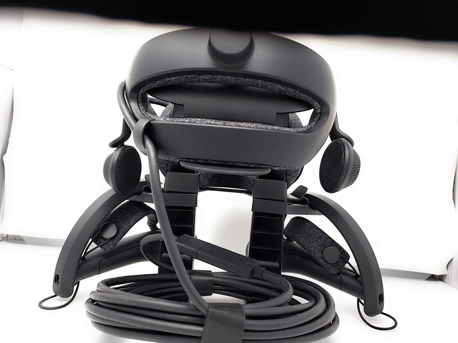 TNE VR Stand Headset Display Mount Station and Controller Holder for Steam Valve Index Virtual Reality Gaming System