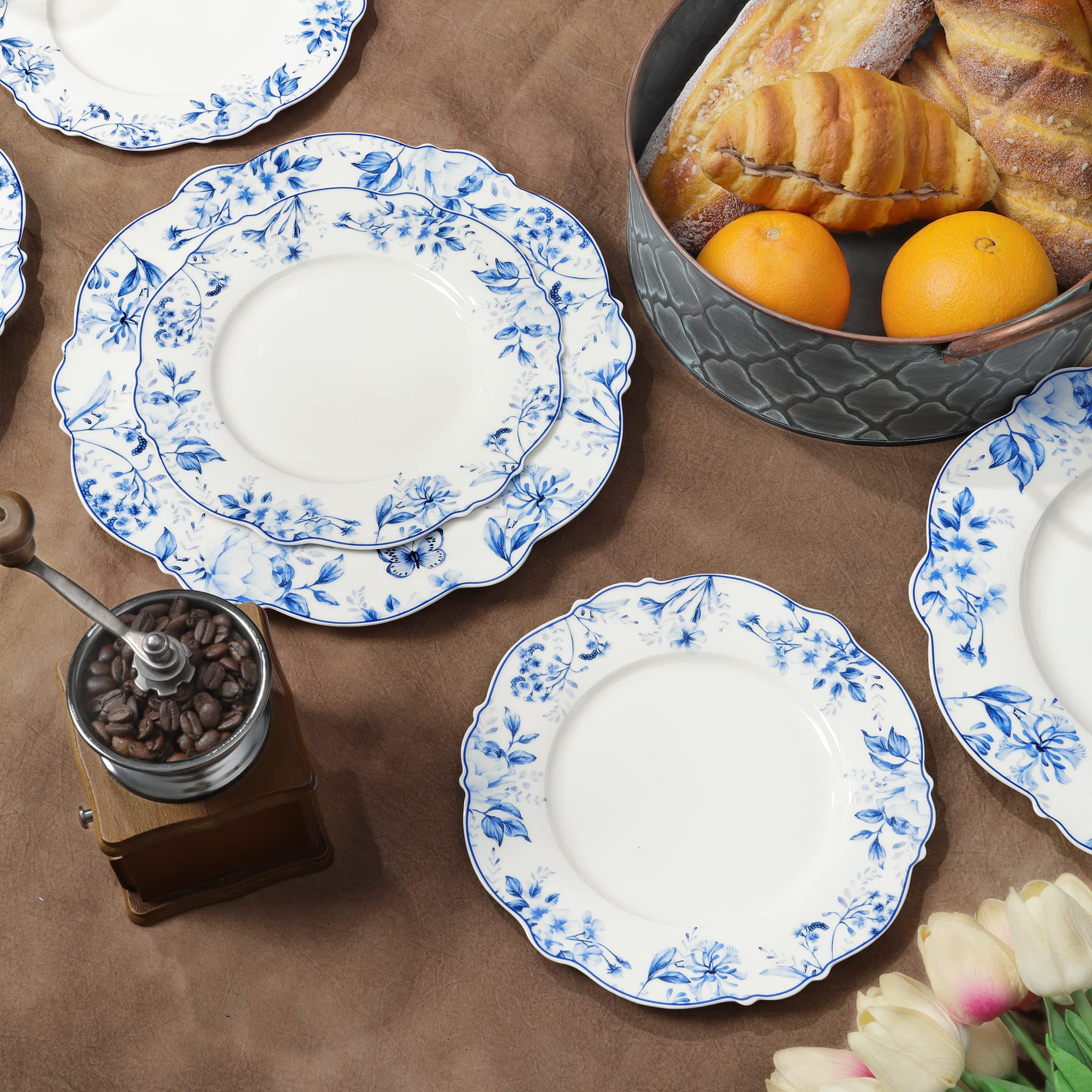fanquare Vintage 11 Inch Porcelain Dinner Plates Set of 4, Blue Floral Ceramic Serving Plates, Microwavable Plates