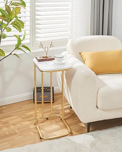 KJGKK C Shaped End Table, 26.6 inches High Side Table for Couch Sofa Bed, Small Tv Tray, for Living Room, Bedroom, Metal Frame, Gold & White