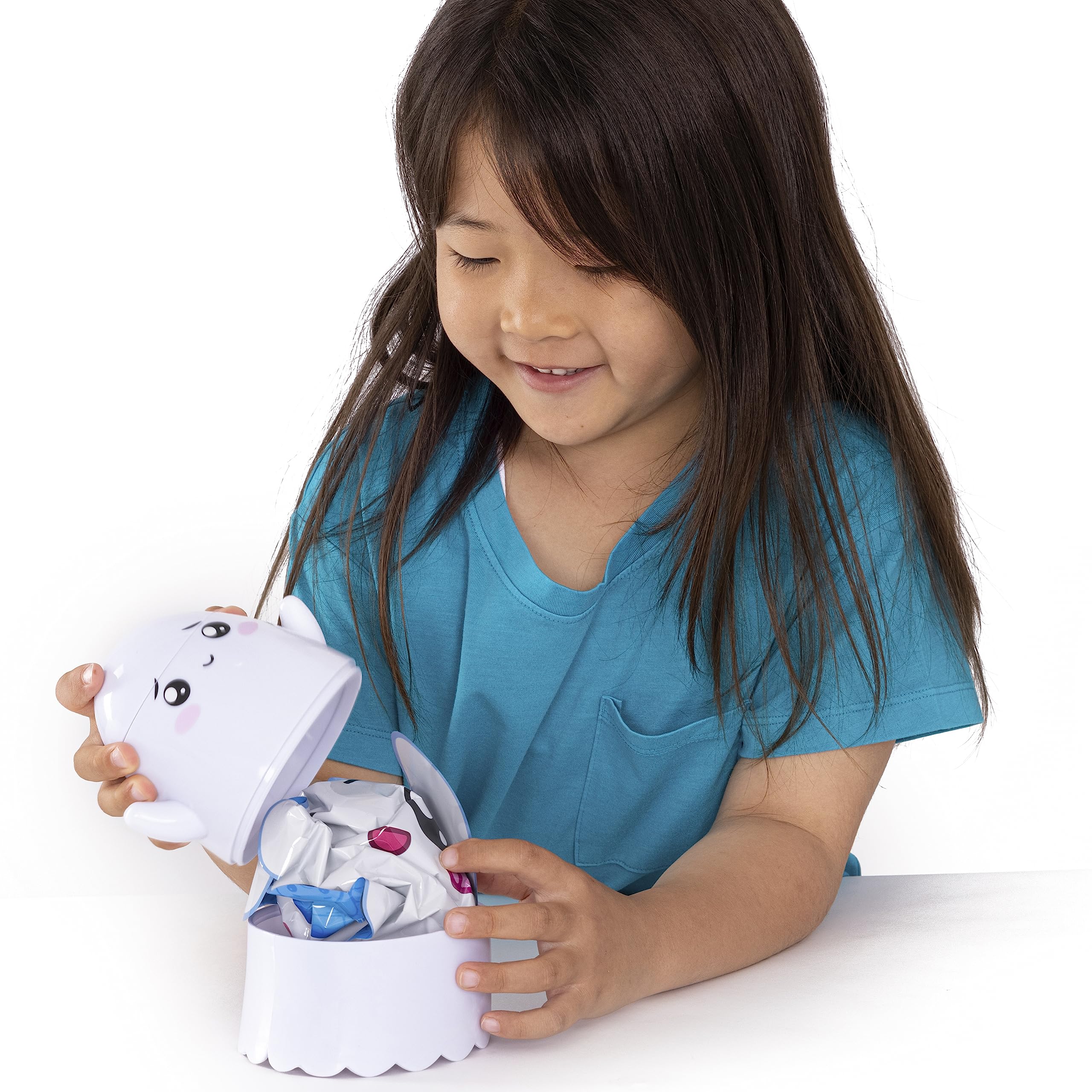 LankyBox Ghosty Glow Mystery Box Ghosty Mystery Box with 7 Exciting Toys to Discover Inside, Officially Licensed Merch