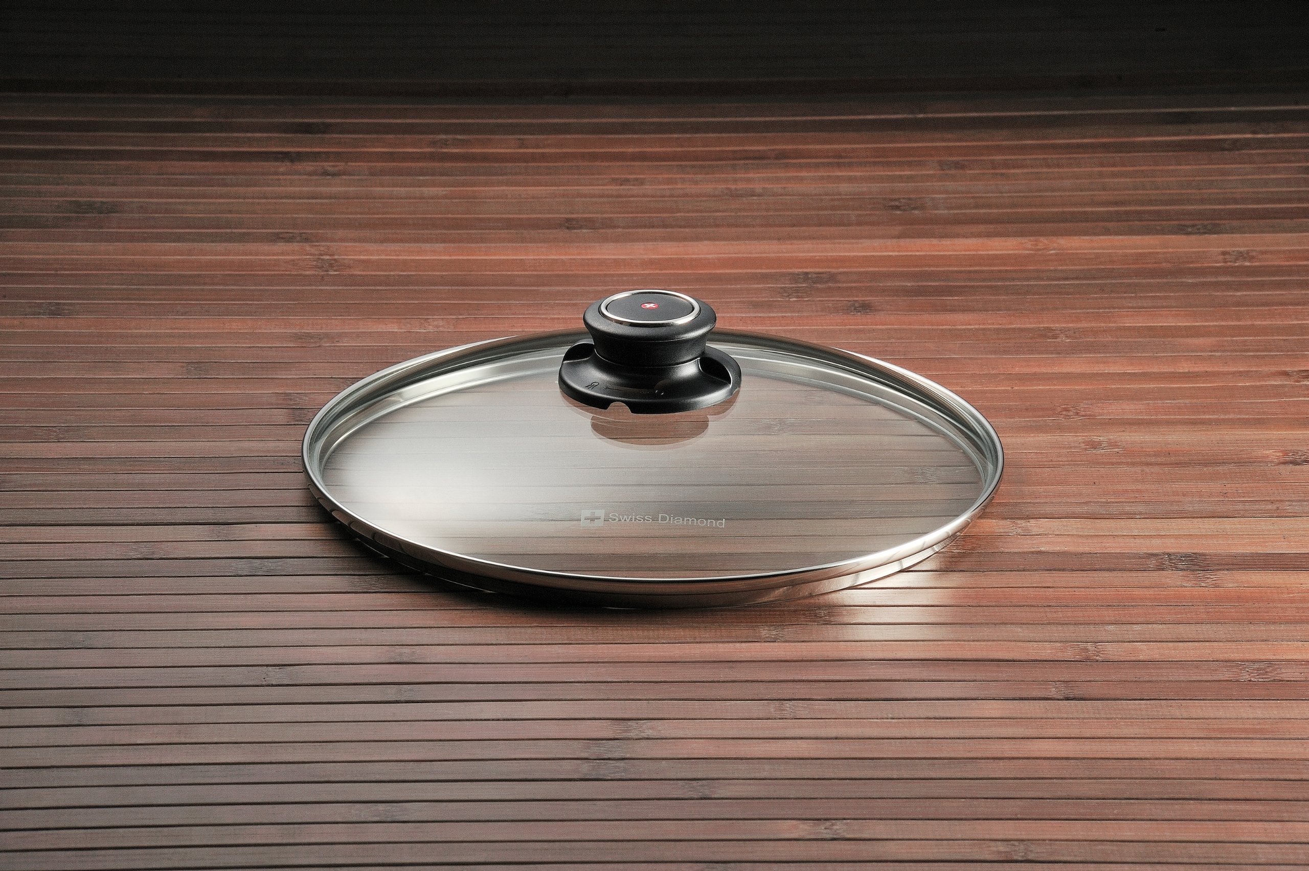 Swiss Diamond Heat-Tempered Glass Lid 9.5" Dishwasher Safe and Oven Safe