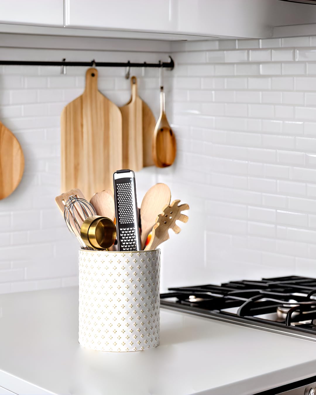 LE TAUCI Utensil Holder, 7.1" Ceramic Kitchen Utensil Holder for Counter top, Embossed Cooking Utensil Organizer for Spatula & Spoon, Kitchen Decor, Set of 1, Arctic White, Clover