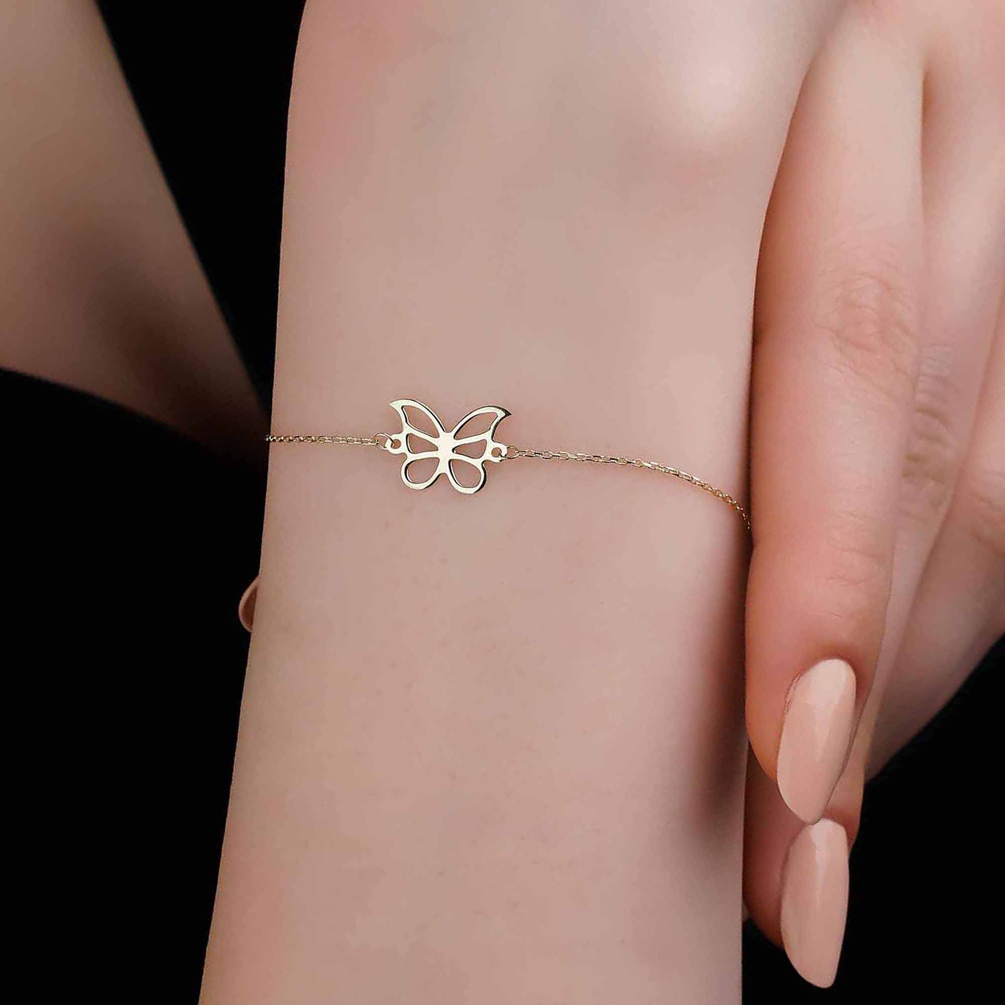 Dainty Gold Butterfly Charm Bracelet with Adjustable Chain - Size 7"
