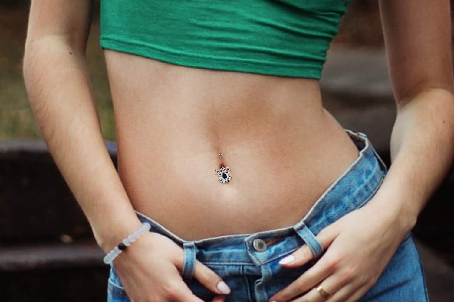 Dark Green Multi Crystal Gemstone Frog Design 925 Sterling Silver Belly Ring Body jewelry