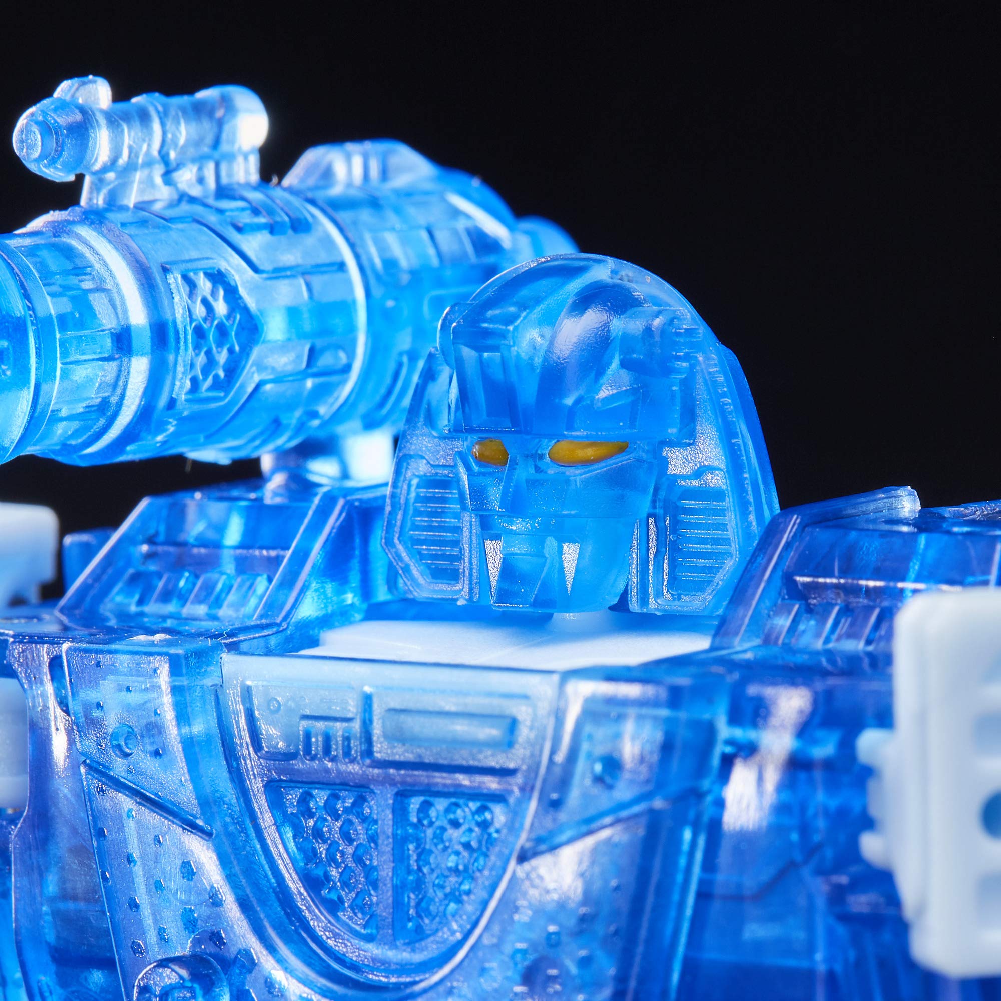 Transformers Toys Generations War for Cybertron Deluxe Fan-Vote Battle 3 Pack with Holo Mirage, Powerdasher Aragon and Decepticon Impactor (Amazon Exclusive) Brown