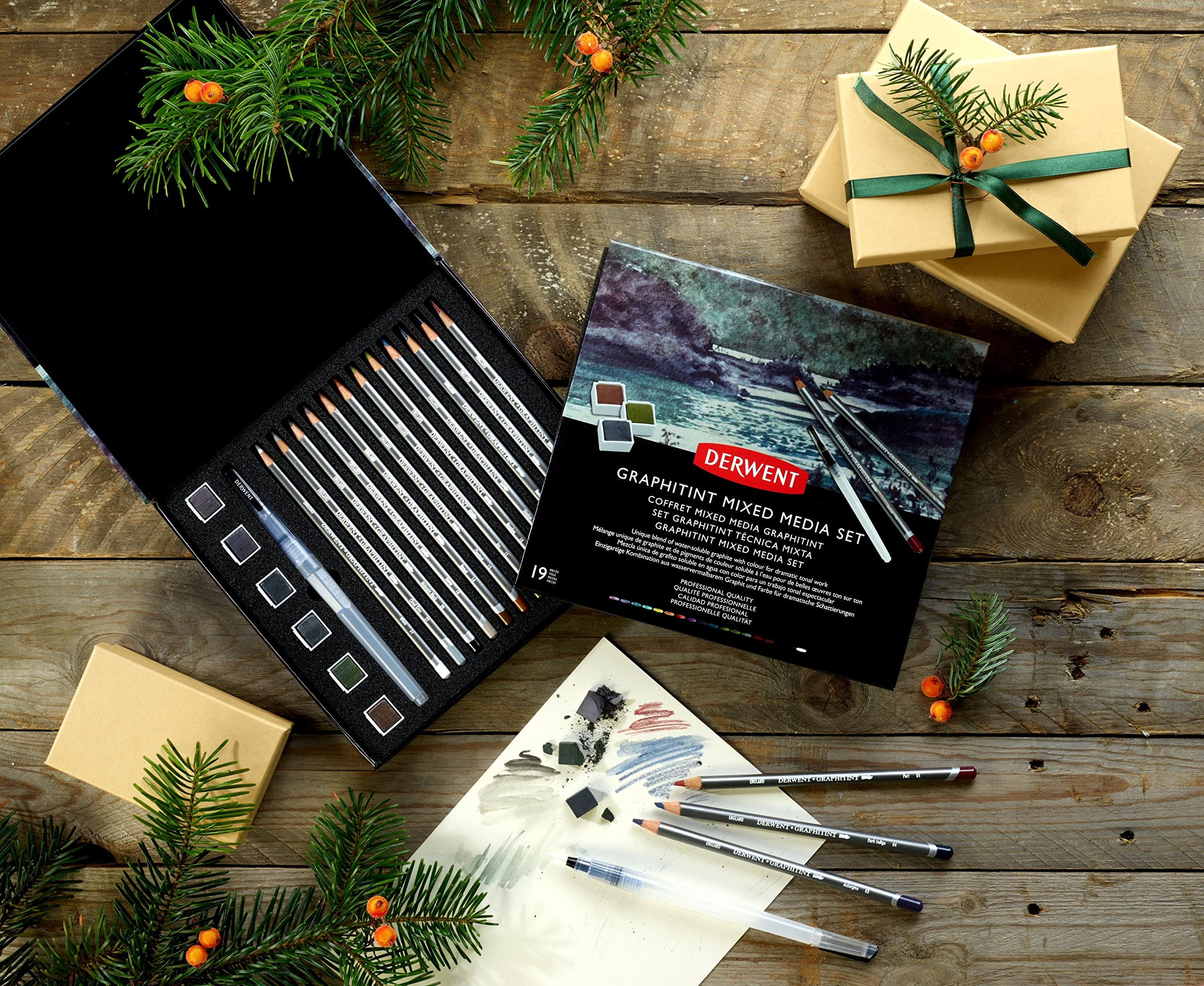 Derwent Graphitint Mixed Media Set, 19 Piece Set, Graphitint Paint, Pencils & Waterbrush (2305949)