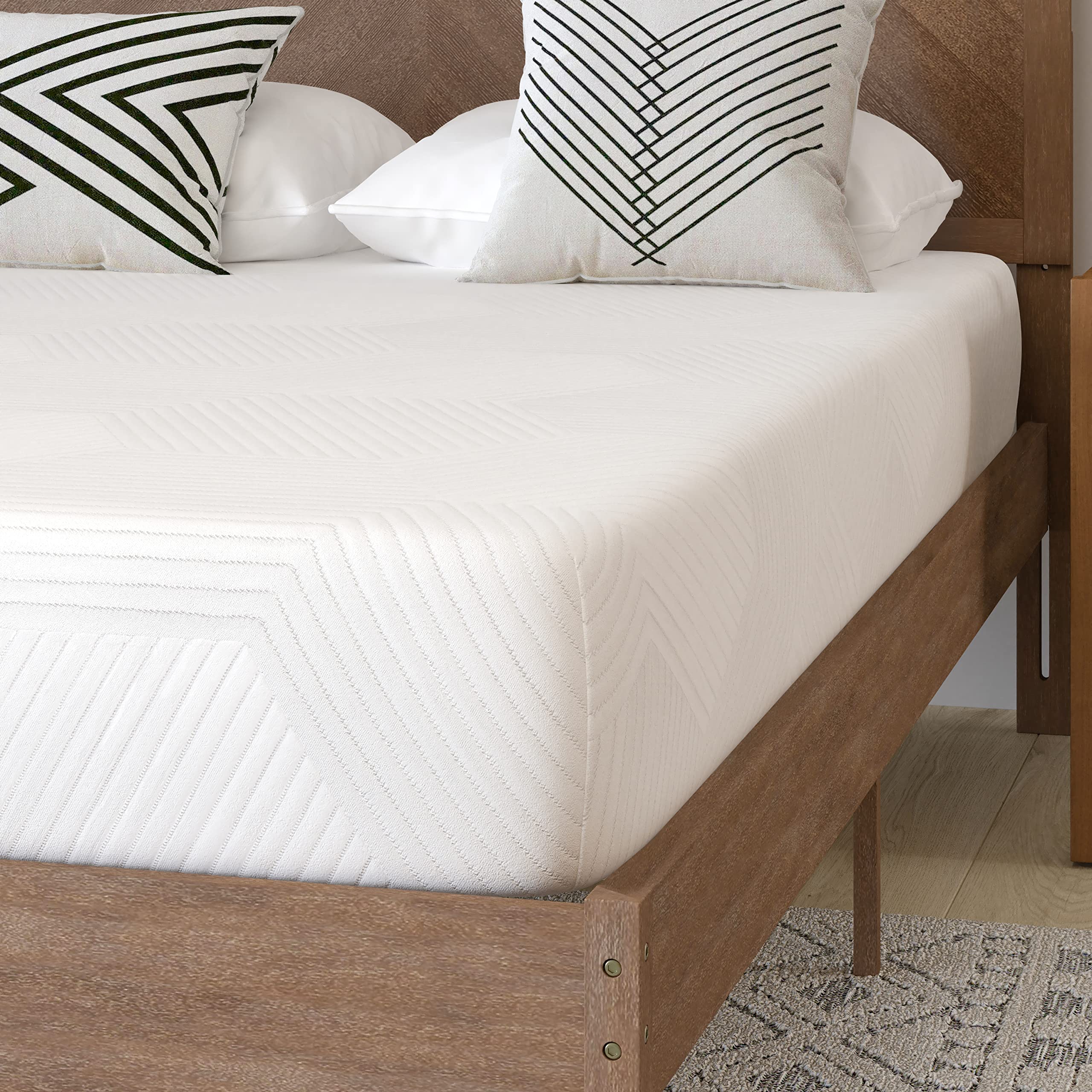 Merrick Lane Iris 8" Full Mattress - 6" Poly Base - Green Tea Cooling Gel - 2" Charcoal Infused Gel Memory Foam - CertiPUR-US Certified Foam - Mattress in a Box