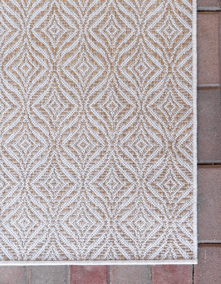 Unique Loom Outdoor Trellis Collection Area Rug - Deco Trellis (5' 3" x 8' Rectangle, Taupe/ Ivory)