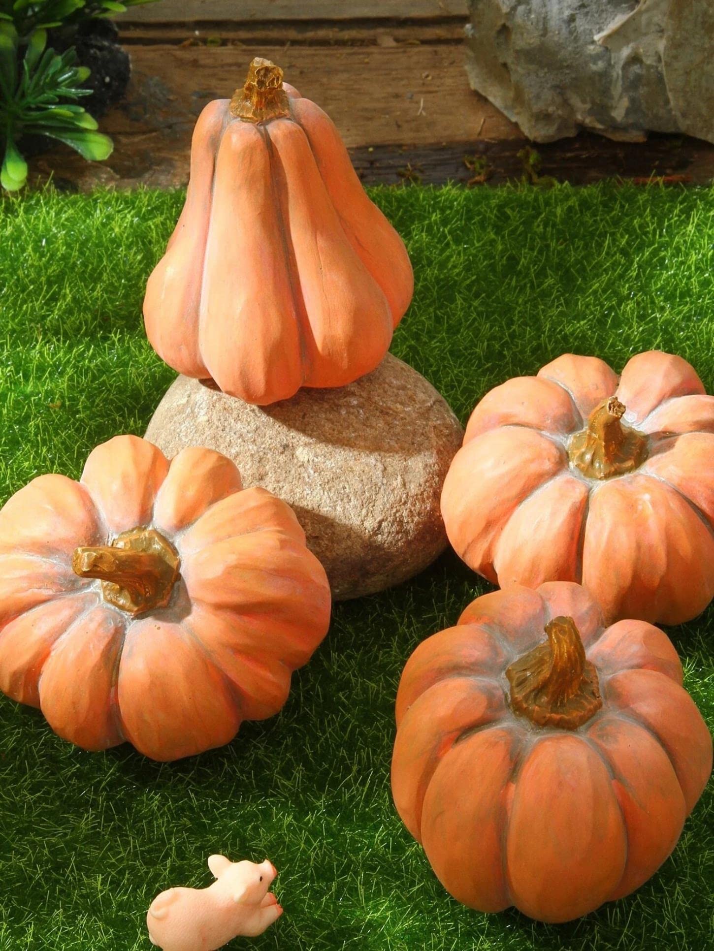 Fake Pumpkins, 4 Pcs Pumpkin Design Decorative Statue, Foam Plastic Fake Faux Artificial Pumpkins for Halloween Fall Harvest Festival Home Table Decor, Halloween Indoor Decoration