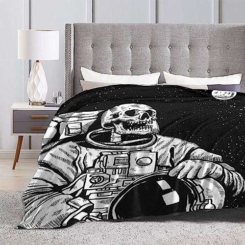 Laridaorio Halloween Throw Blanket, 50"Γ60β Skull Fleece Blanket for Men, Women and Kids - Super Soft Lightweight Warm Plush Astronaut Blanket Throw Decor for Bed Sofa Couch