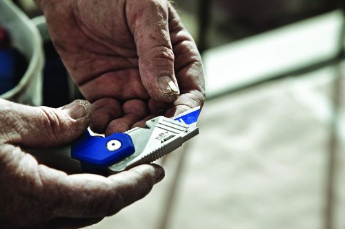 IRWIN Utility Knife, Folding with Blade Storage (1858319) , Blue