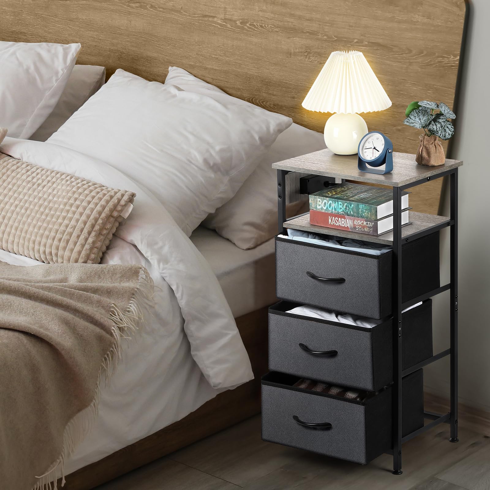 NANANARDOSO End Table with 3 Drawers and 2-Tier Shelf, Fabric Small Dresser Organizer Vertical Storage with Charging Station, Industrial Nightstand Side Table for Bedroom, Sofa, Grey