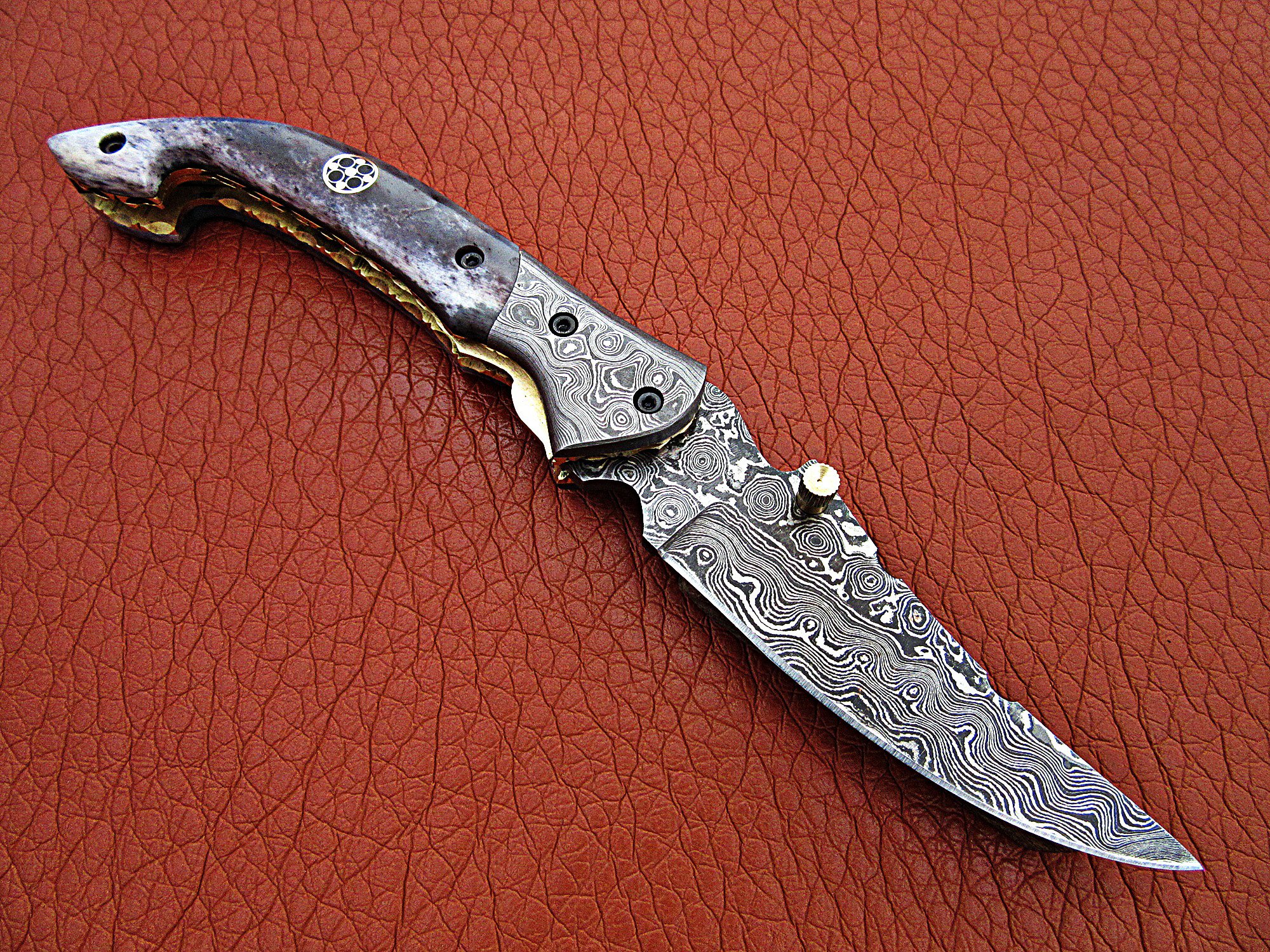 DR-5202-B Custom made damascus blade and bolsters awesome folding/Pocket knife