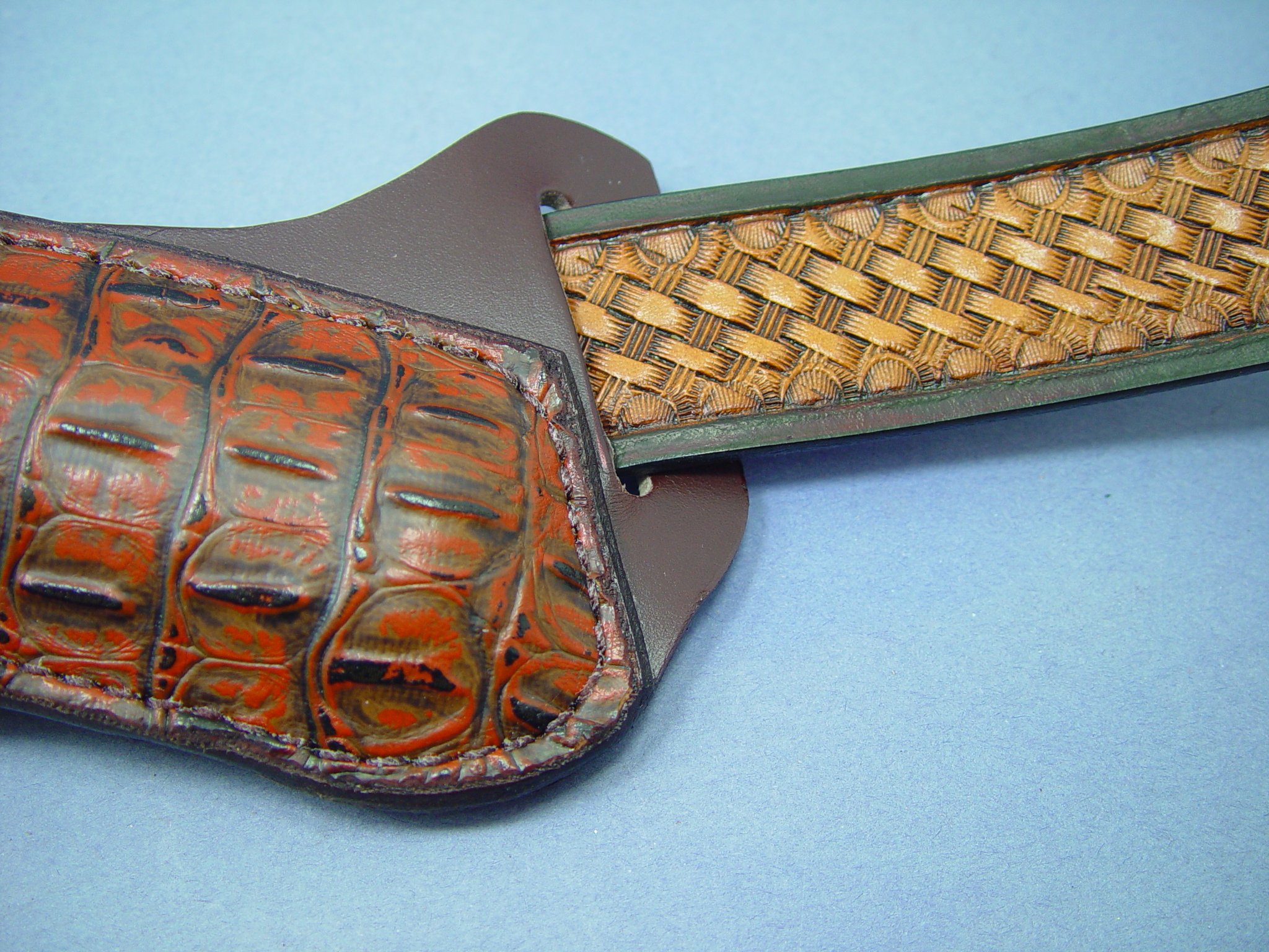 Leather Right Cross Draw Pocket Knife Sheath for a Buck 110 Are 112. Alliagor Print Leather on Top. Sheath Only!