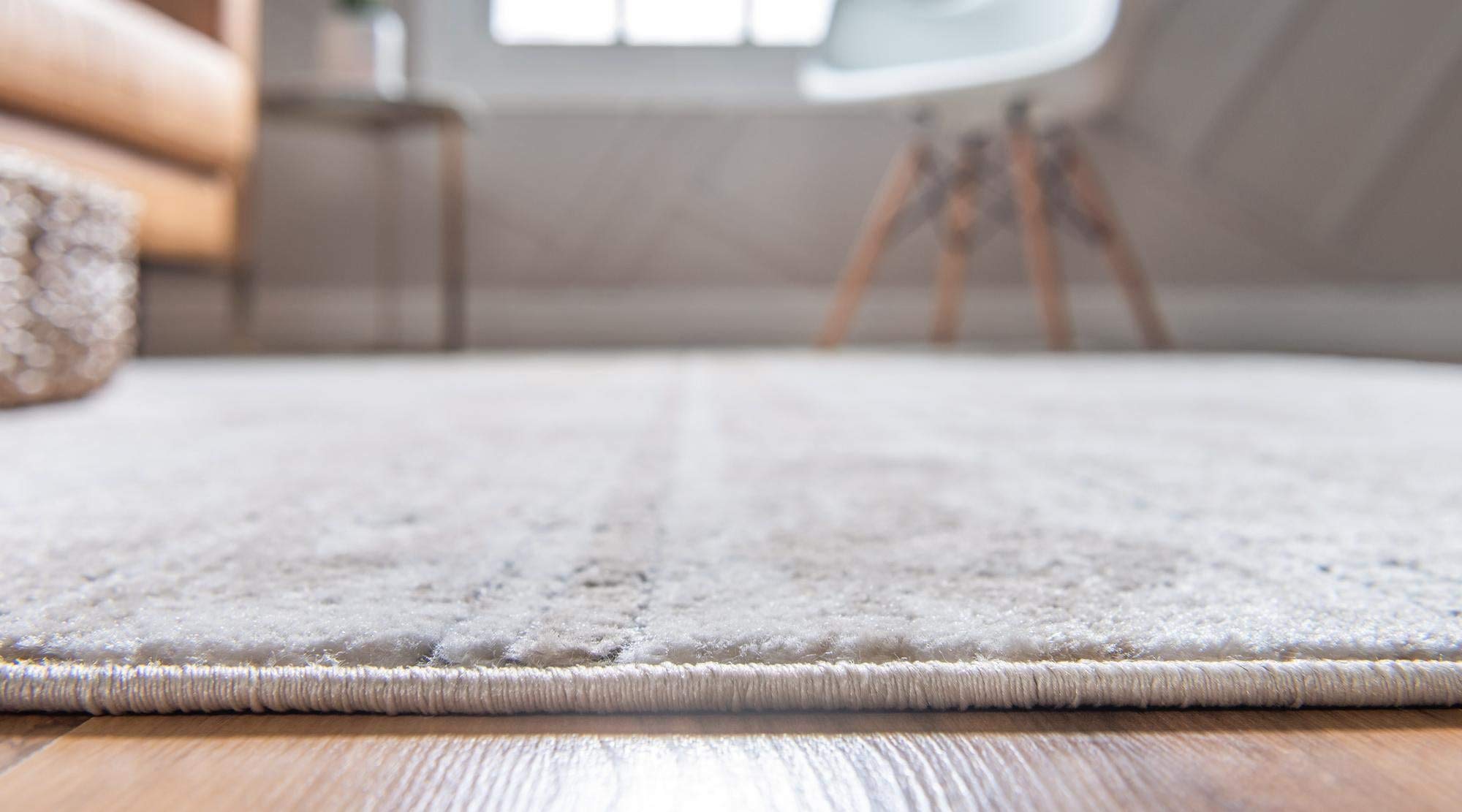 Rugs.com Oregon Collection Rug β 4 Ft Square Ivory Low-Pile Rug Perfect for Living Rooms, Kitchens, Entryways