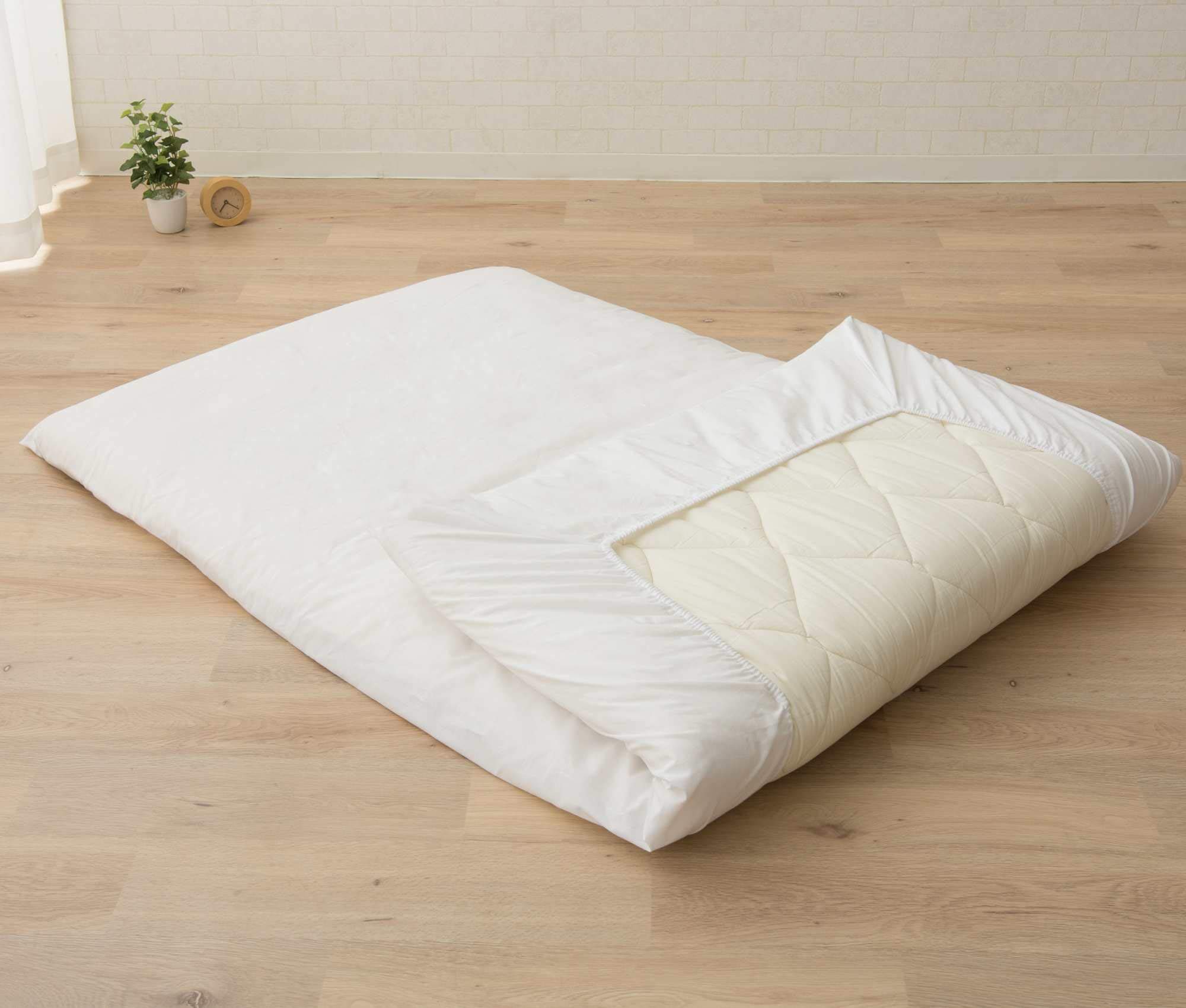 EMOOR Japanese Futon Mattress CLASSE & Fitted Sheet PRESSO Queen Made in Japan, Cotton (White) Foldable Floor Sleeping Bed Tatami Mat