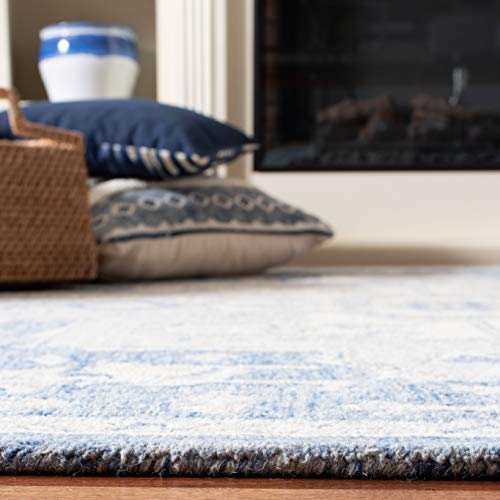 SAFAVIEH Micro-Loop Collection 5' Round Blue/Ivory MLP503M Handmade Shabby Chic Medallion Premium Wool Area Rug