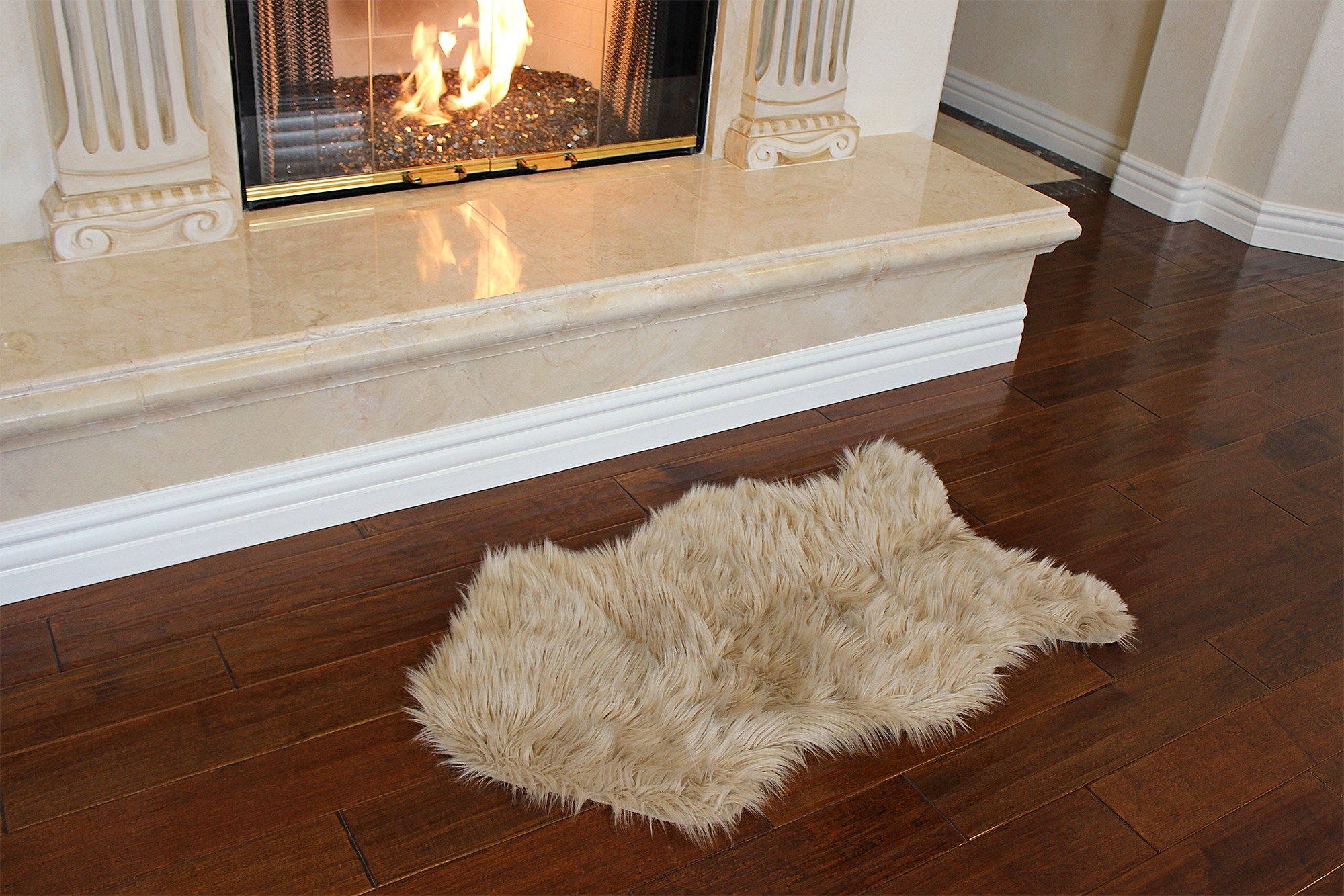 Nouvelle LegendeĀ® Faux Fur Sheepskin Premium Rug Single (23 in. X 40 in.) Tan