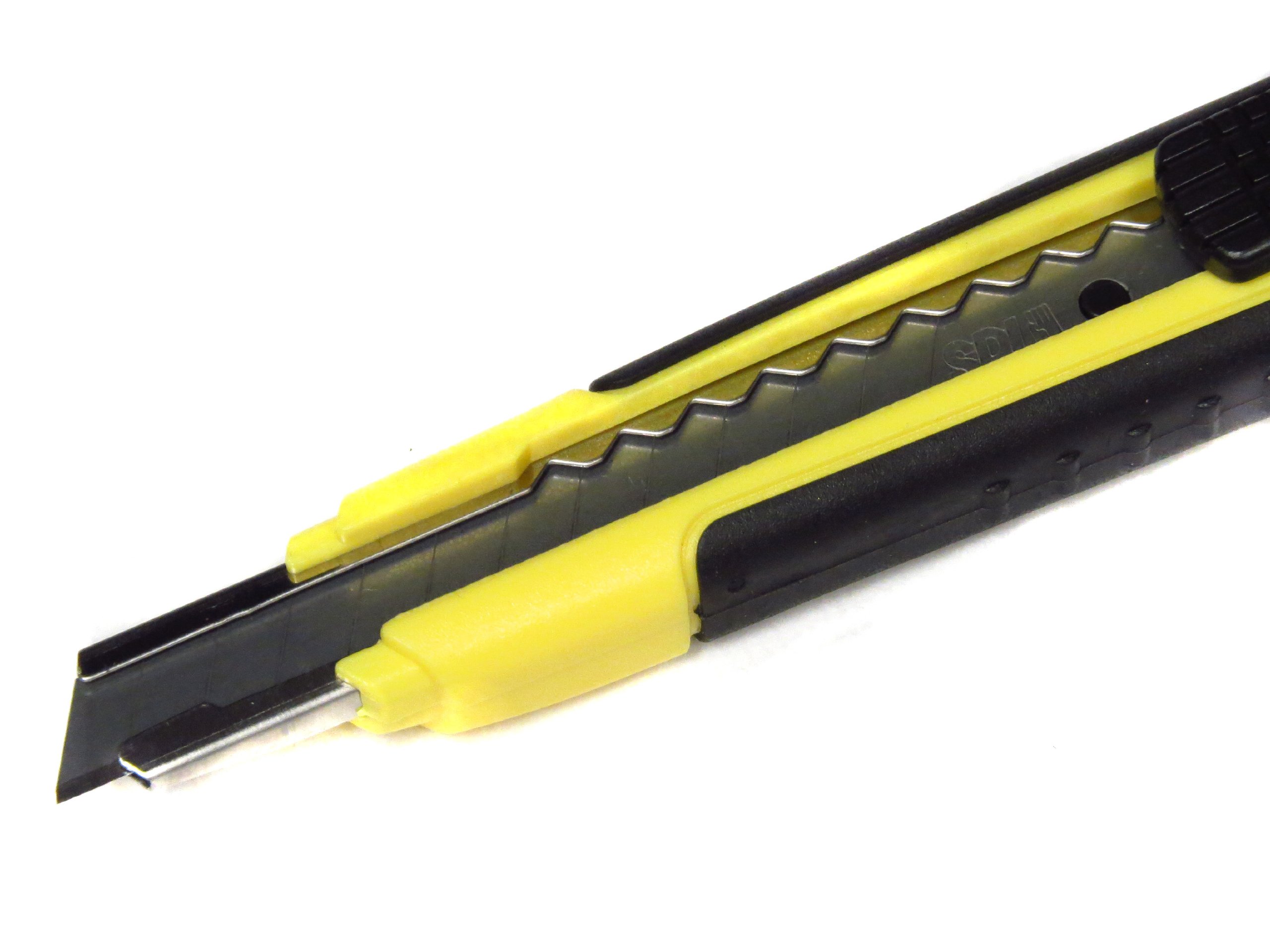 SDI-5414 Snap-off Utility Knife with 12 Set of Sk2+cr Blades, 9mm Rubber Grip Cutter for Right or Left Handed User