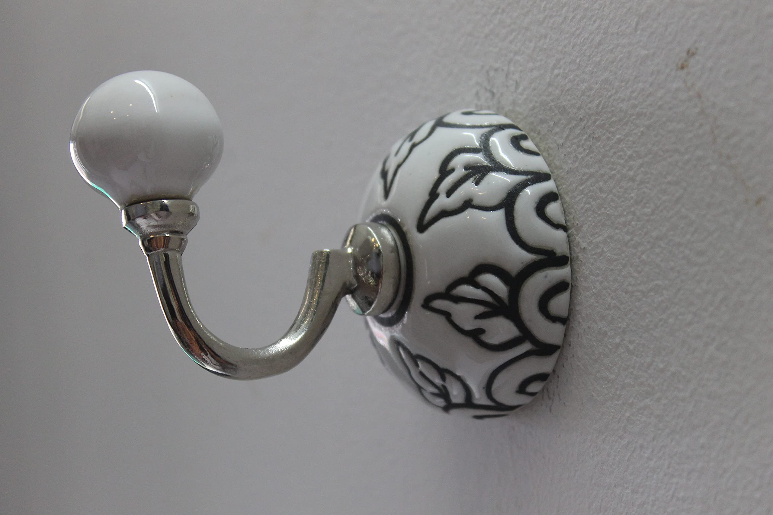 PARIJAT HANDICRAFT Hand Painted Beautifully Black & White Colored Ceramic Wall Hook Hanger Key Holder hat Clothes hangings Bath Towel Hook Hanger