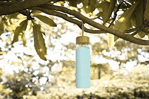 Yomious 20 Oz Borosilicate Glass Water Bottle with Bamboo Lid and Silicone Sleeve – Reusable BPA Free – Glass Drinking Bottle with Lids - Cute Glass Bottle for Women - Glass Shaker Bottle