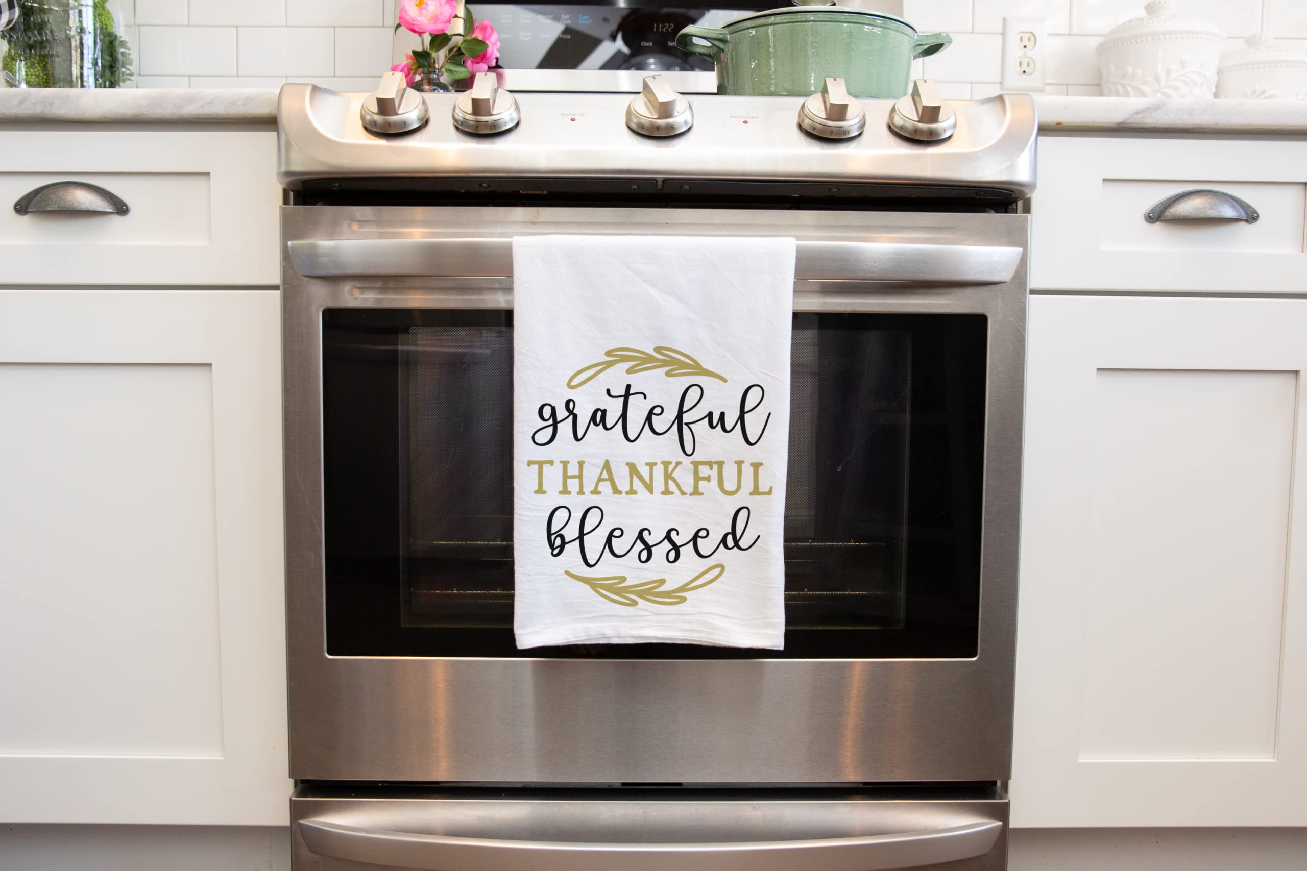 Grateful Thankful Blessed Kitchen Towel - 100% Cotton Dish Drying Flour Sack Towel - Holidays Thanksgiving Valentine Engagement Bridal Shower Newlywed Hostess Gift (Grateful Thankful Blessed)