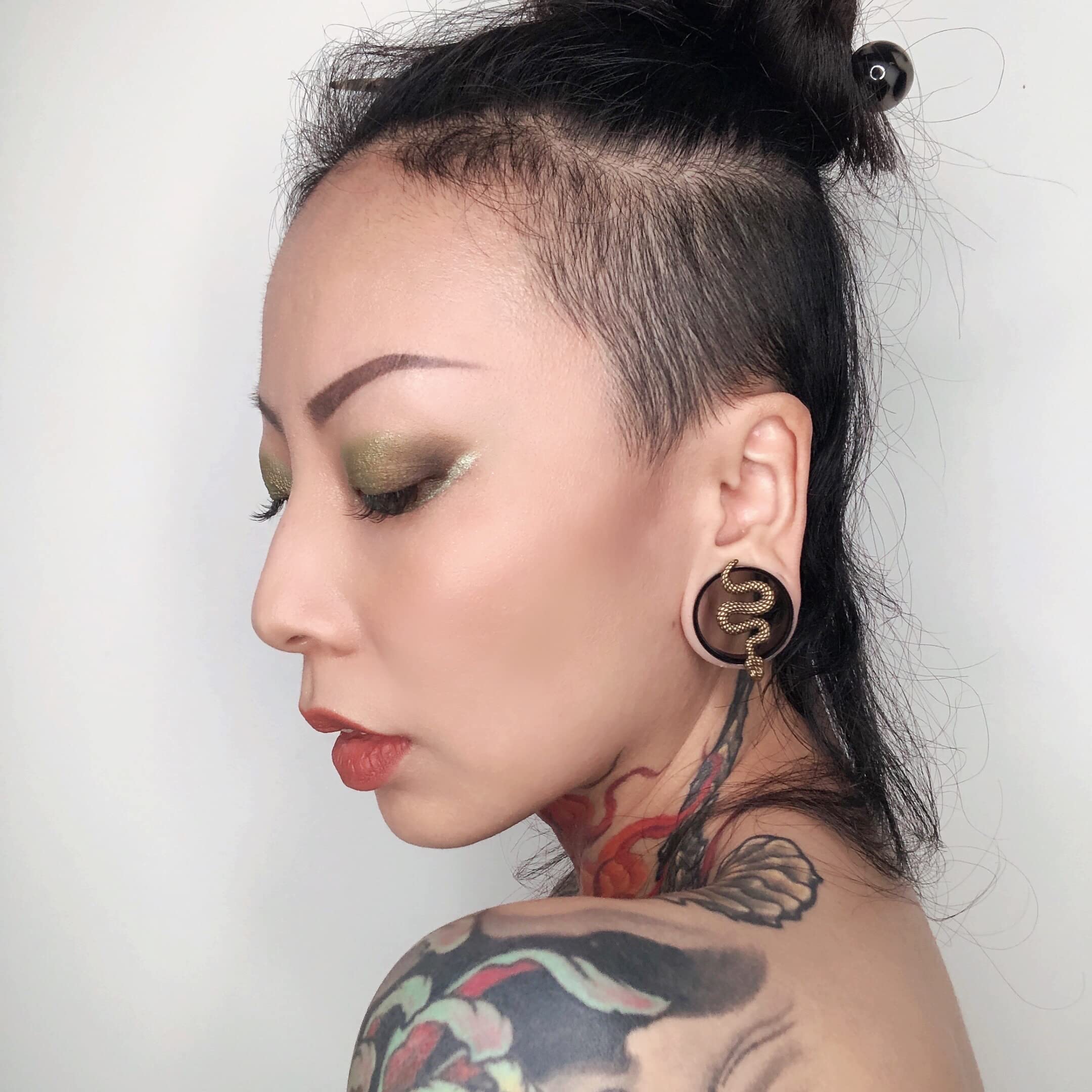 COOEAR Double Flared Ear Gauges Stainless Steel Earrings Tunnels Black Plugs Ears Expander Spider Stretchers Piercing 0g to 1 Inch.