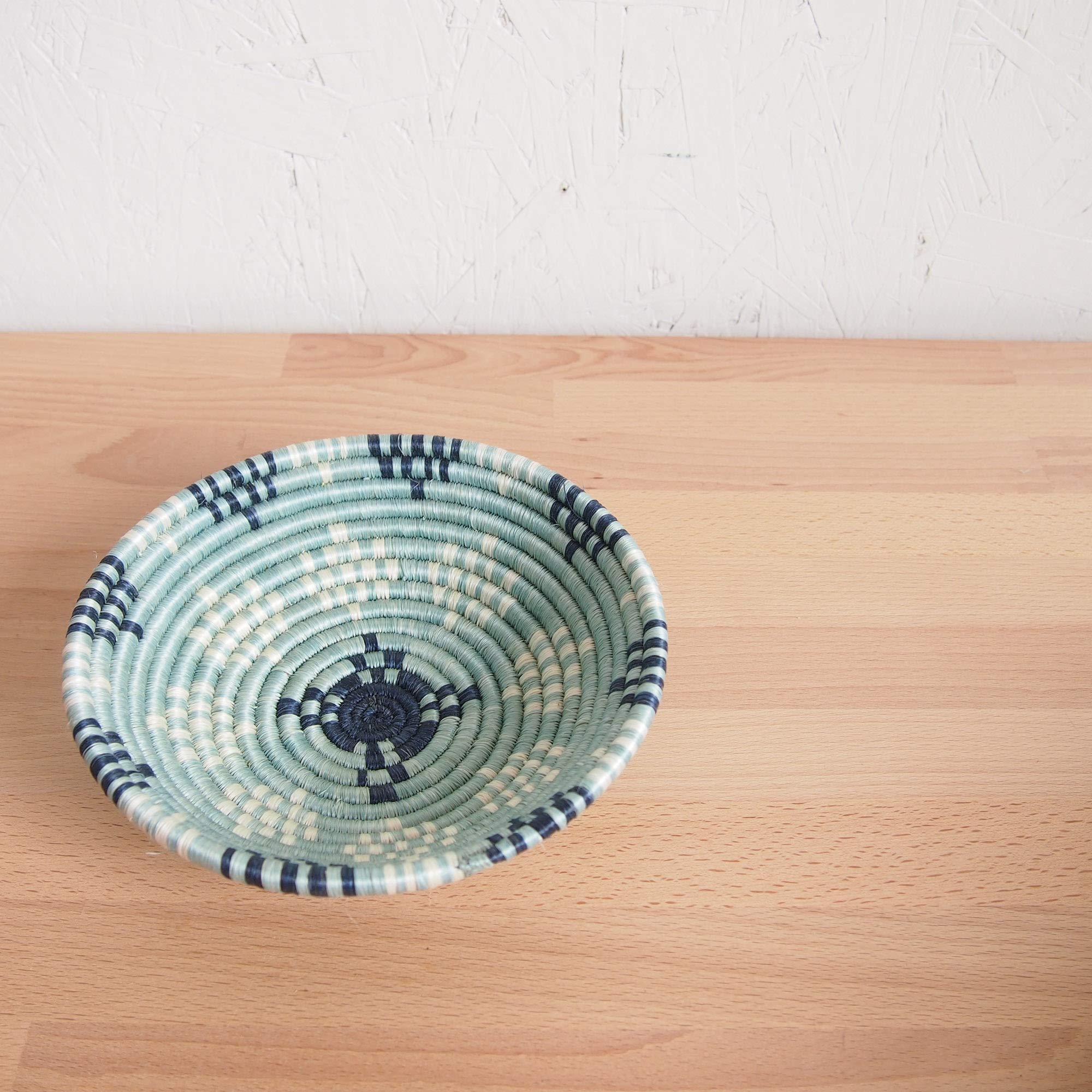 Small African Basket- Kayumba/Rwanda Basket/Woven Bowl/Sisal & Sweetgrass Basket/Blues, White