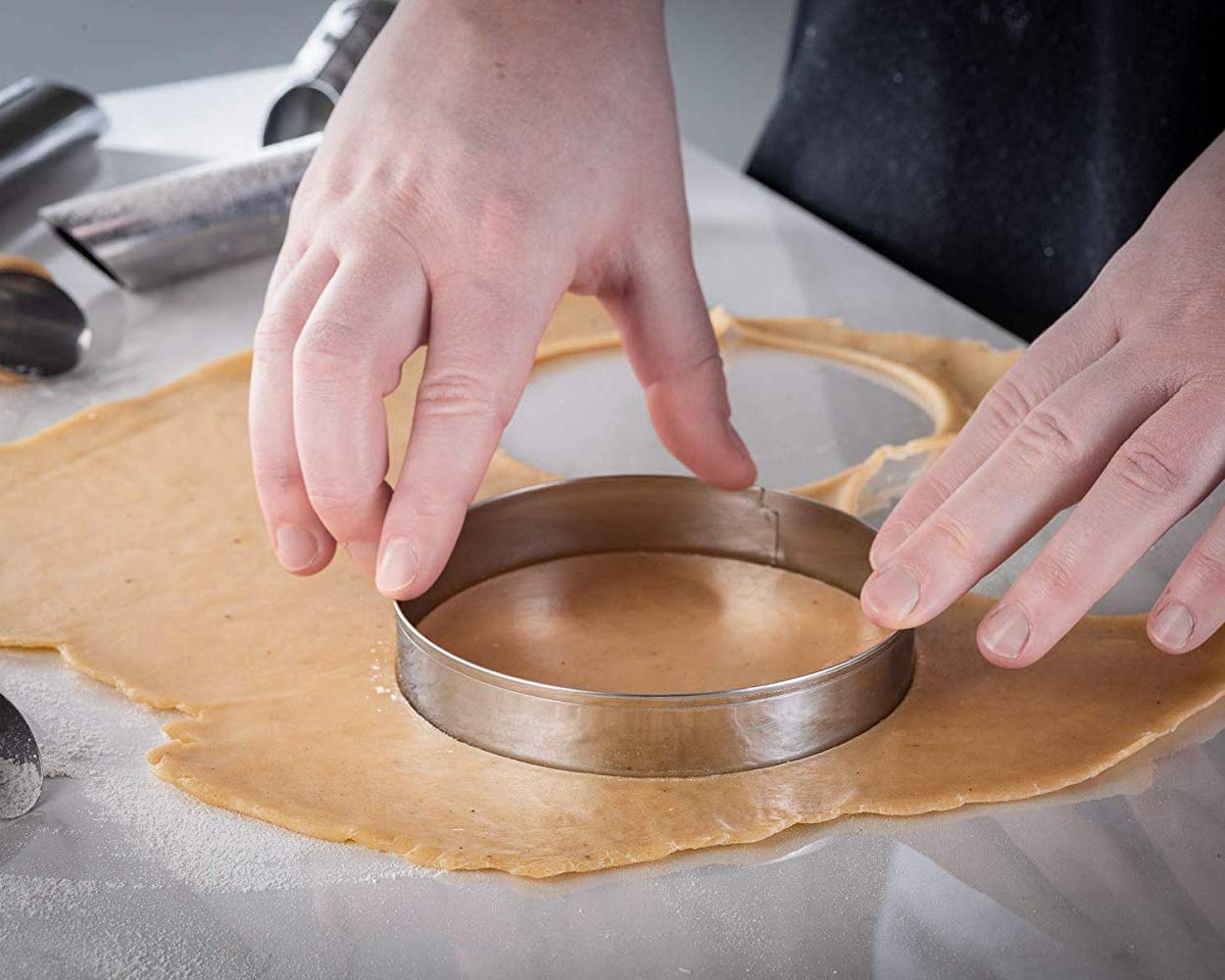 DS. DISTINCTIVE STYLE Cannoli Tubes Kit 12 Pieces Stainless Steel Canolli Shell Molds with Cake Ring Mold DIY Canoli Forms for Baking
