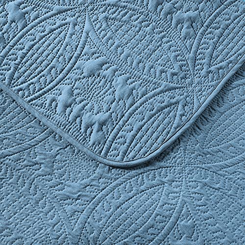 Quilt Set King/Cal King/California King Size Ash Blue - Oversized Bedspread - Soft Microfiber Lightweight Coverlet for All Season - 3 Piece Includes 1 Quilt and 2 Shams, Geometric Pattern