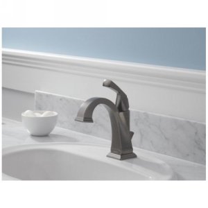 Delta Faucet Dryden Single Hole Bathroom Faucet, Single Handle Bathroom Faucet Chrome, Bathroom Sink Faucet, Diamond Seal Technology, Metal Drain Assembly, Chrome 551-DST