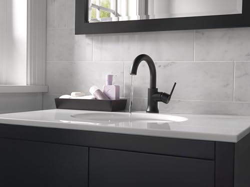 Delta Faucet Trinsic Single Hole Swivel Spout Bathroom Faucet, Black Bathroom Sink Faucet, Single Handle Bathroom Faucet, Diamond Seal Technology, Drain Assembly, Matte Black 559HA-BL-DST