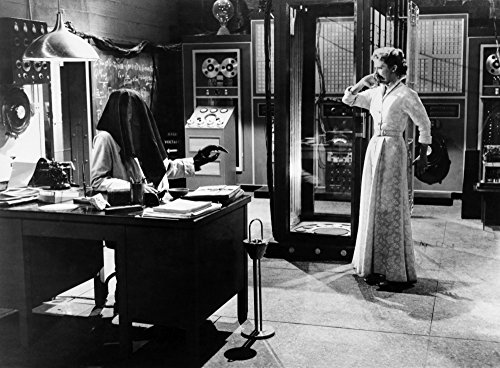 Posterazzi The Fly David Hedison Patricia Owens 1958 Tm And Copyright (C) 20Th Century Fox Film All Rights Reserved Photo Poster Print, (28 x 22)