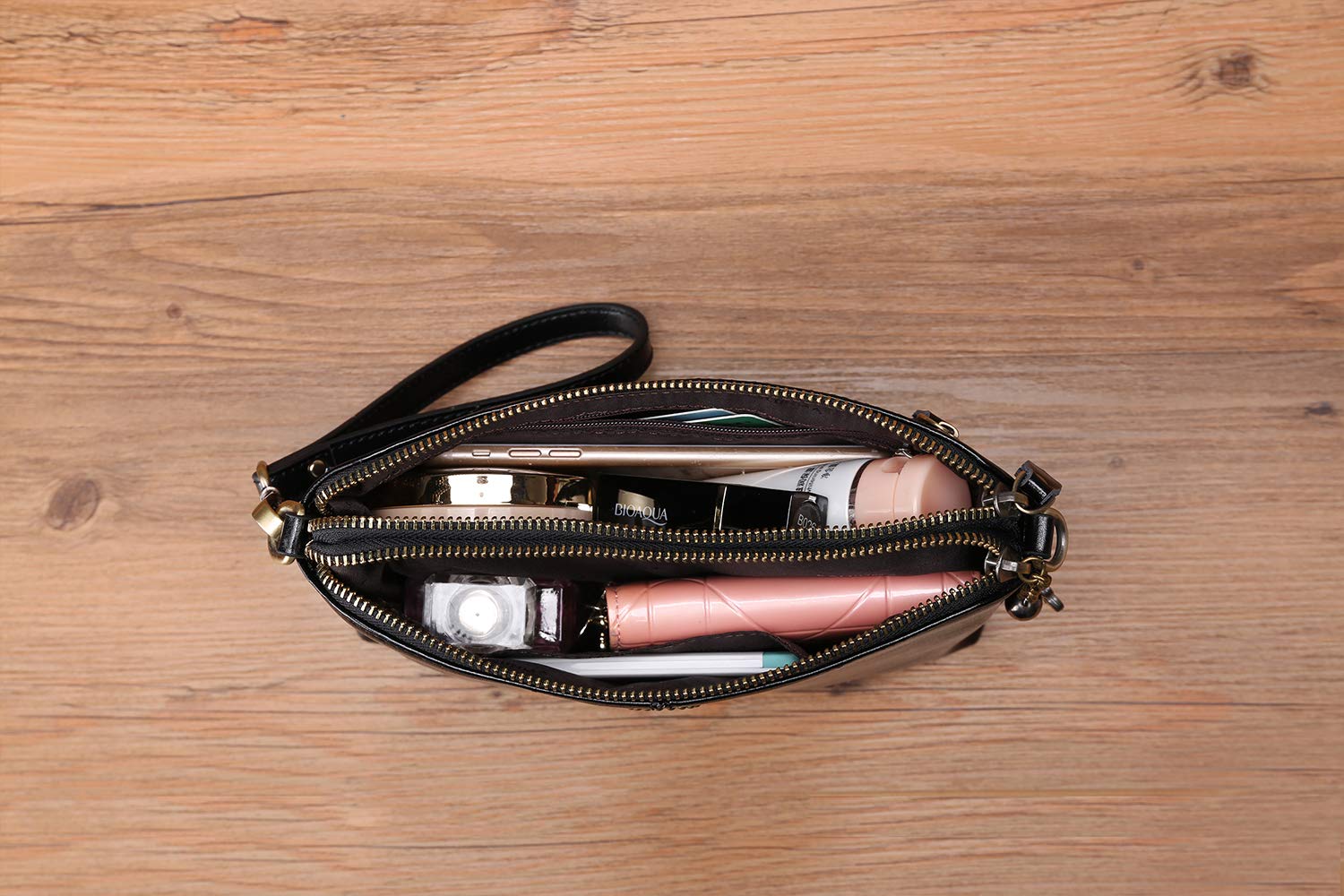 Women's Leather Wristlet Clutch Crossbody Bag, Small Shoulder Bag Cross Body Handbag Purse (Red)