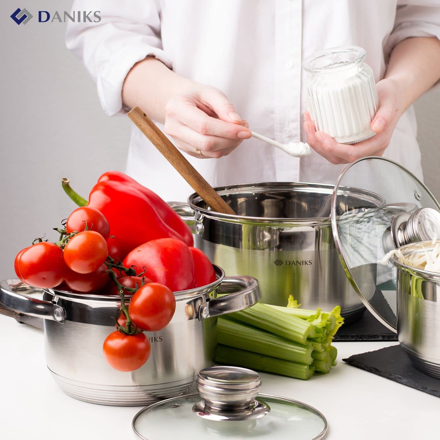 Daniks Standard Stainless Steel Stock Pot with Glass Lid | Induction 2 Quart | Dishwasher Safe Pot | Measuring Scale | Soup Pasta Stew Pot | Silver