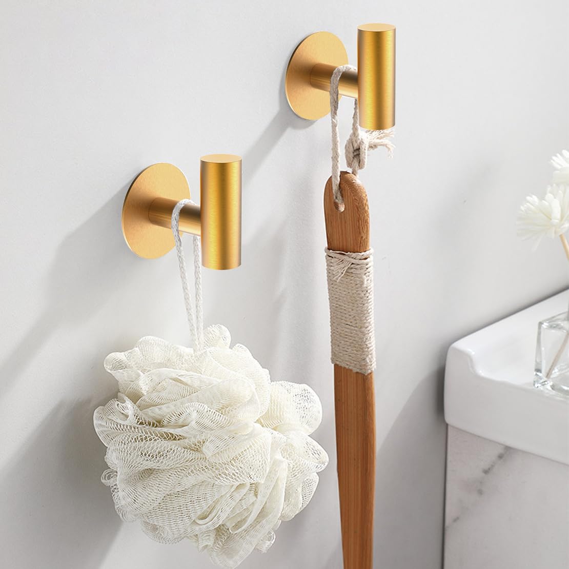 lmytdo Towel Hooks for Bathrooms, Coat/Robe Hook Gold Stainless Steel Heavy Duty Hangers for Bedroom Kitchen Livingroom Garage Hotel Shower Hooks (2 Pack