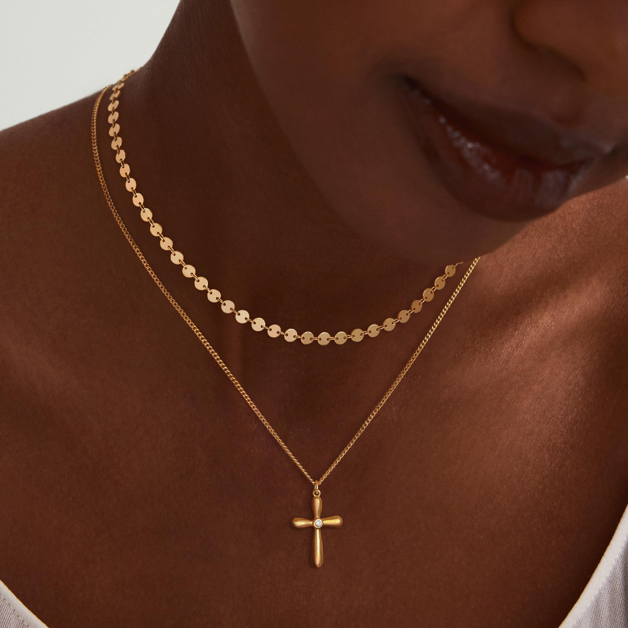 Dremmy Studios Gold Coin Choker Necklaces for Women, Dainty 14K Gold Plated Stackable Sequins Cion Disc Choker Necklaces for Women