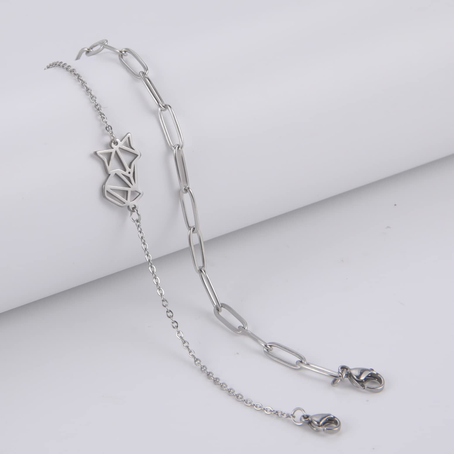 EUEAVAN Cute Animal Fox Pendant Layered Bracelet Charm Simple Creative Nine-tailed Fox Jewelry Girl Woman Girlfriend (Silver Fox)