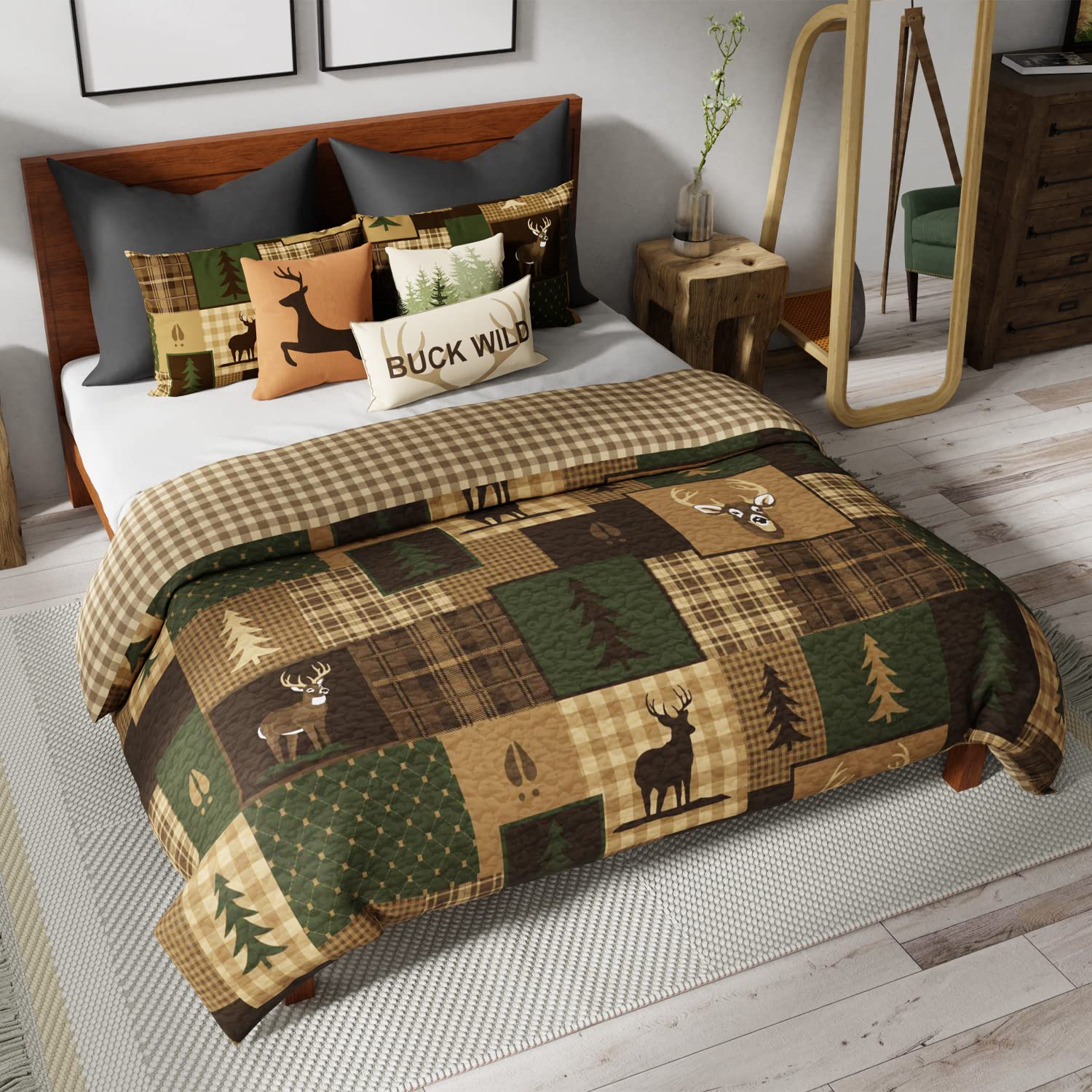 Donna Sharp Full/Queen Bedding Set - 3 Piece - Green Forest Lodge Quilt Set with Full/Queen Quilt and Two Standard Pillow Shams - Fits Queen Size and Full Size Beds - Machine Washable
