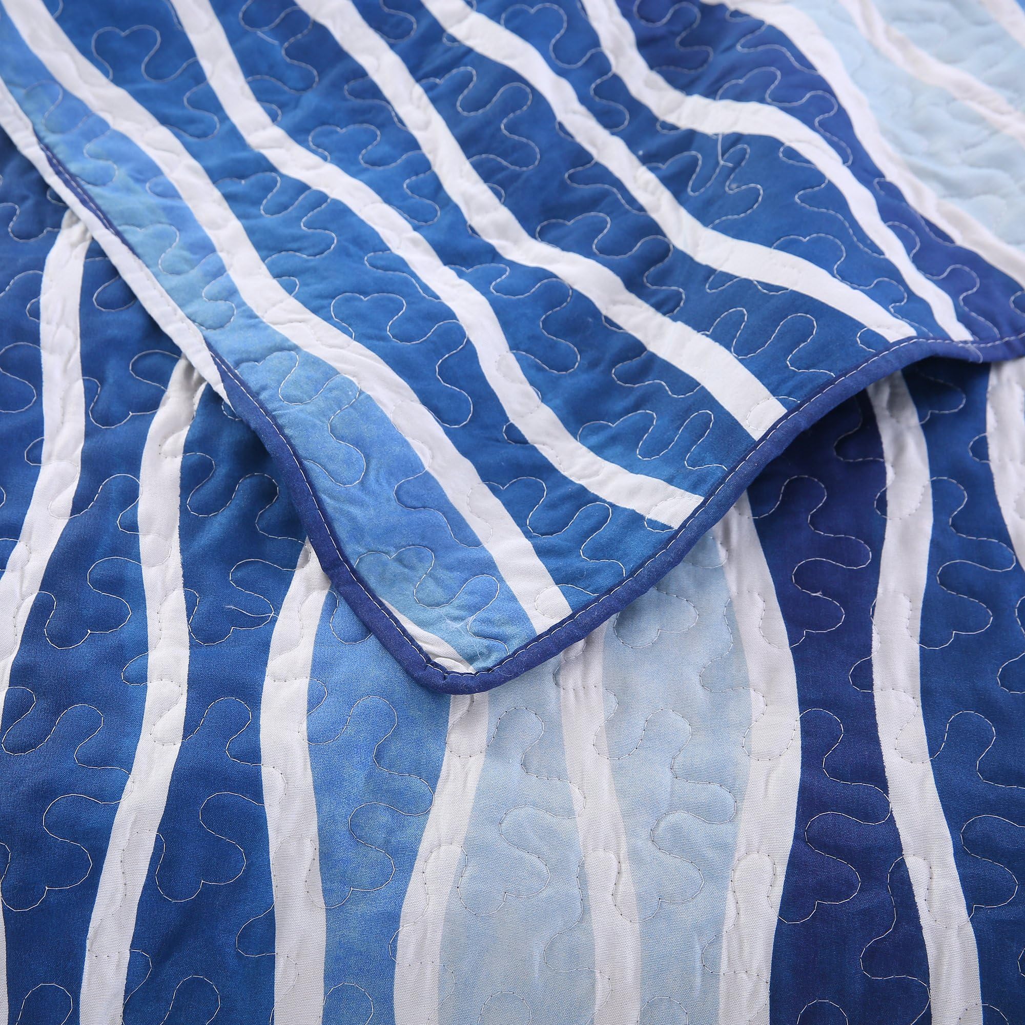 SLPR Blue Wave 2-Piece Quilt Set - Twin Size with 1 Sham, Coastal Beach House Bedding with Nautical Wave Design for Kids, Summer Ocean Waves Quilted Bedspread in Beachy Theme