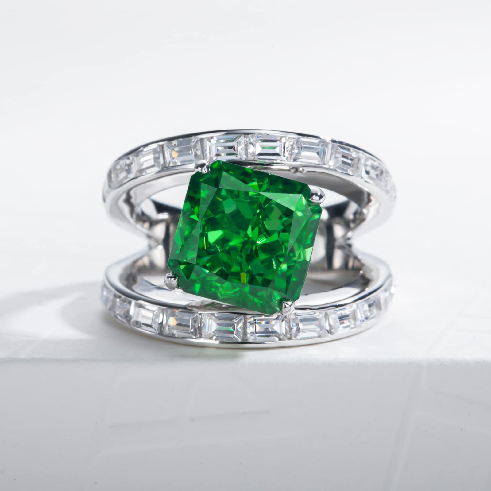 Gobaalele 7.90cttw Cubic Zirconia Engagement Ring,Split Shank Solitaire Statement Ring,Radiant Cut 5A Grade 5.5ct Simulated Emerald, Sterling Silver, Cubic Zirconia