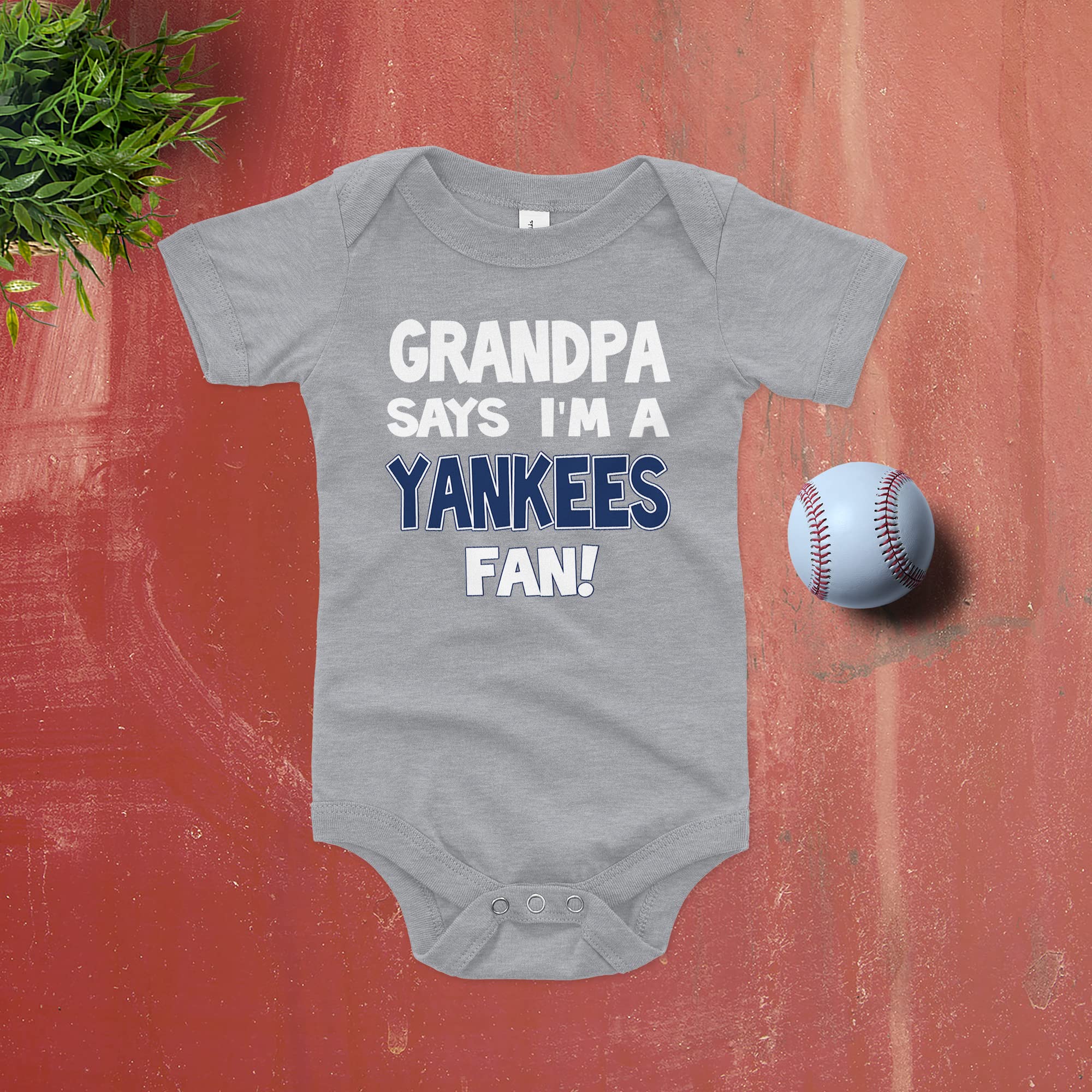 NanyCrafts Baby's Grandpa says I'm a Yankees Fan Bodysuit 3 Months Navy